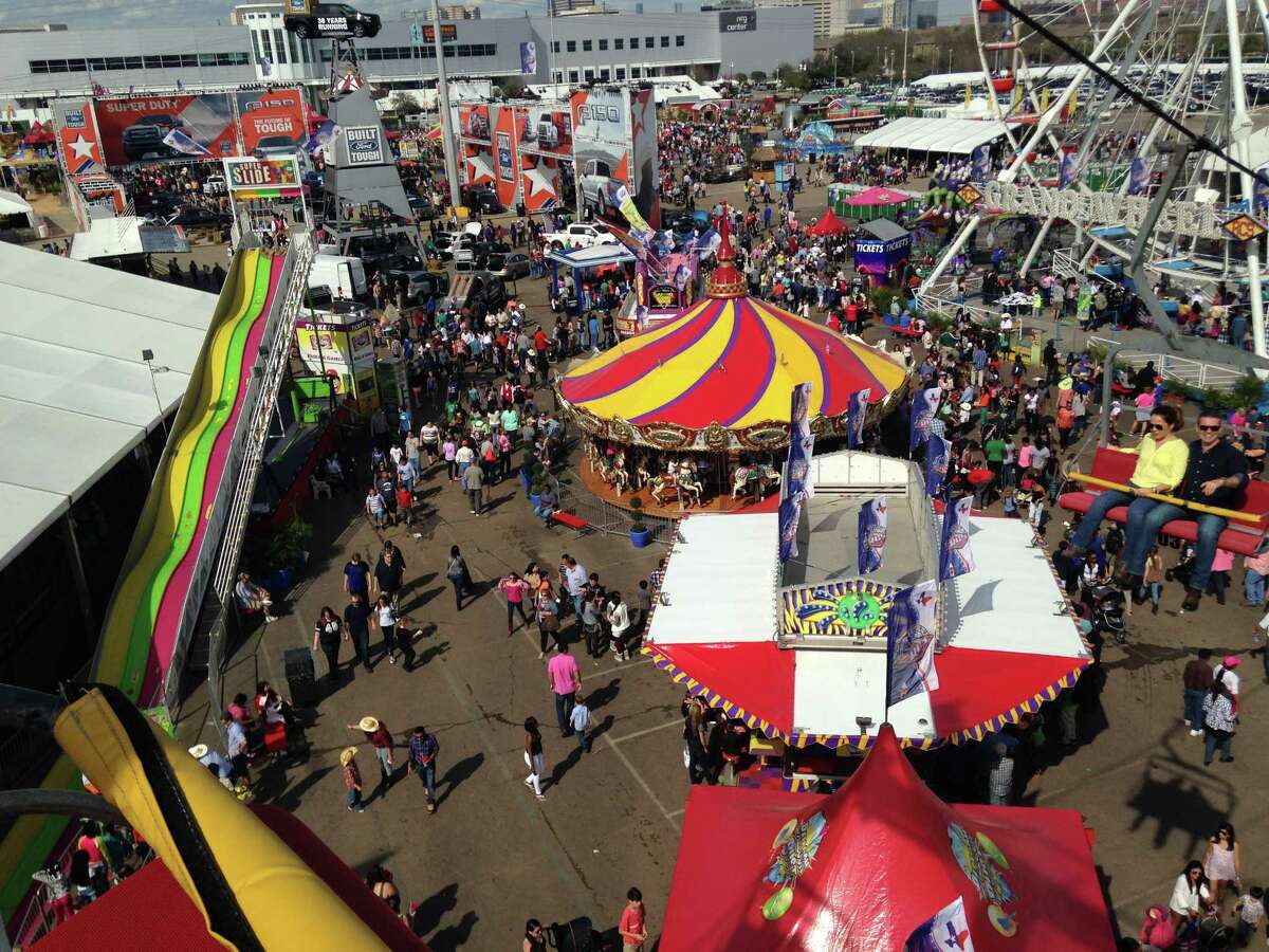 Rodeo pig judging fulfills girl's Make-a-Wish dream