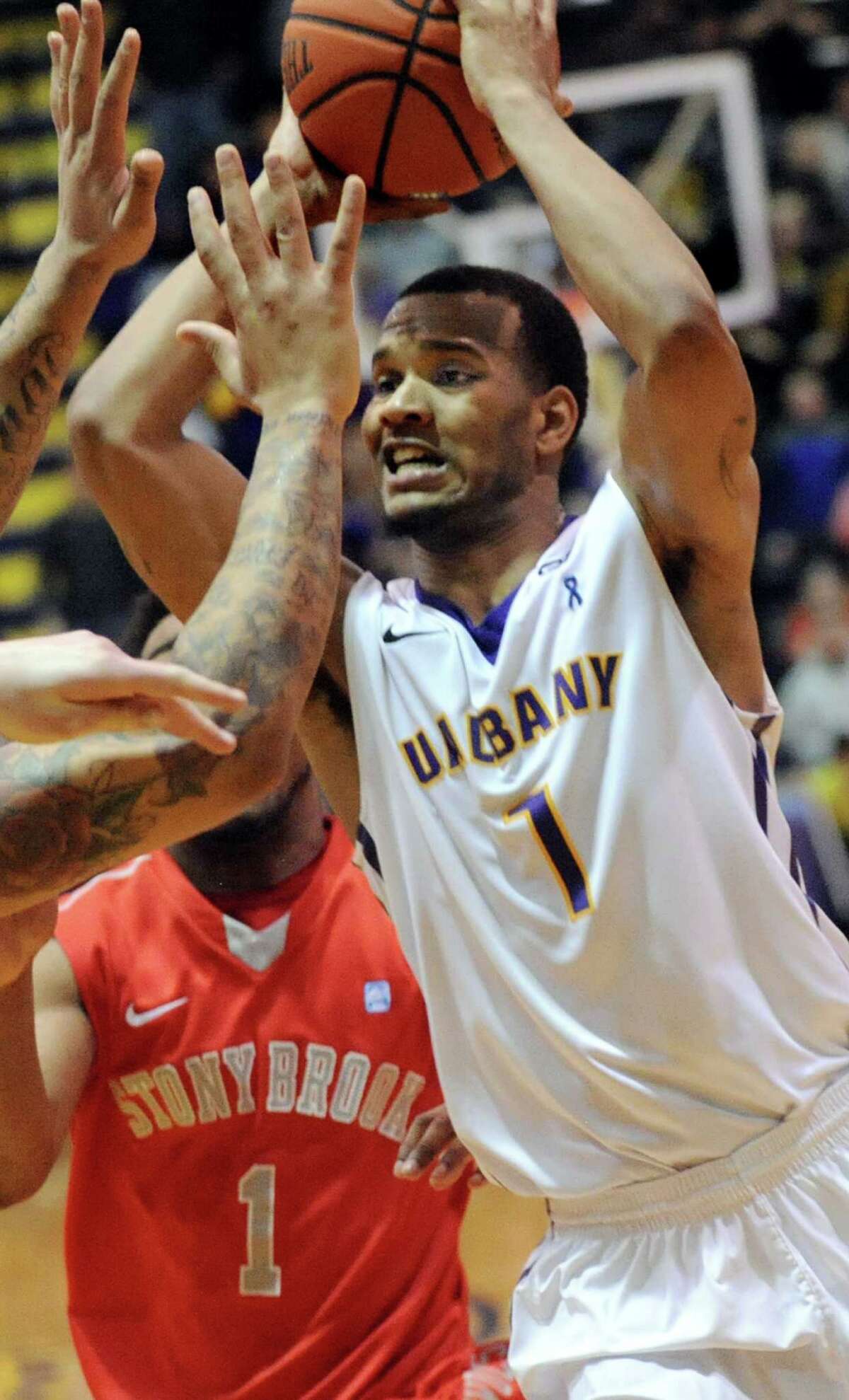 Peter Hooley's 3 sends UAlbany basketball back to NCAA Tournament