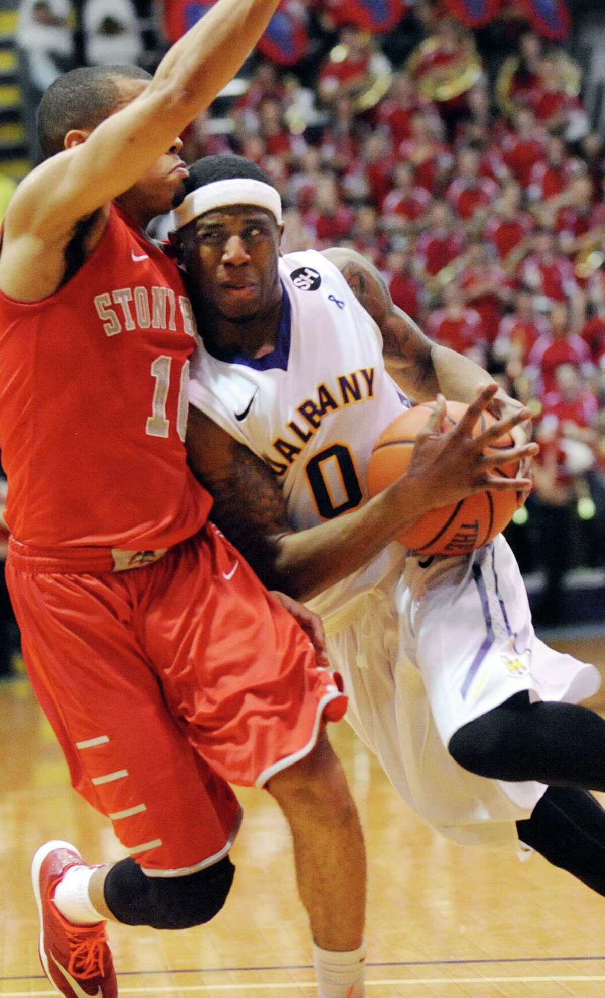 Peter Hooley's 3 sends UAlbany basketball back to NCAA Tournament