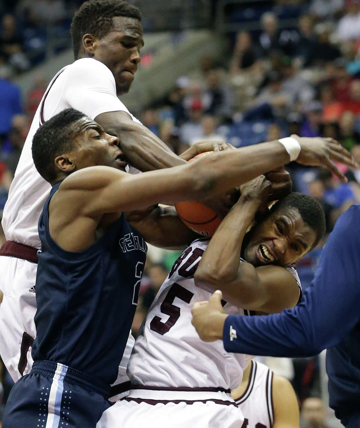 Sterling stumbles in pursuit of Class 4A title