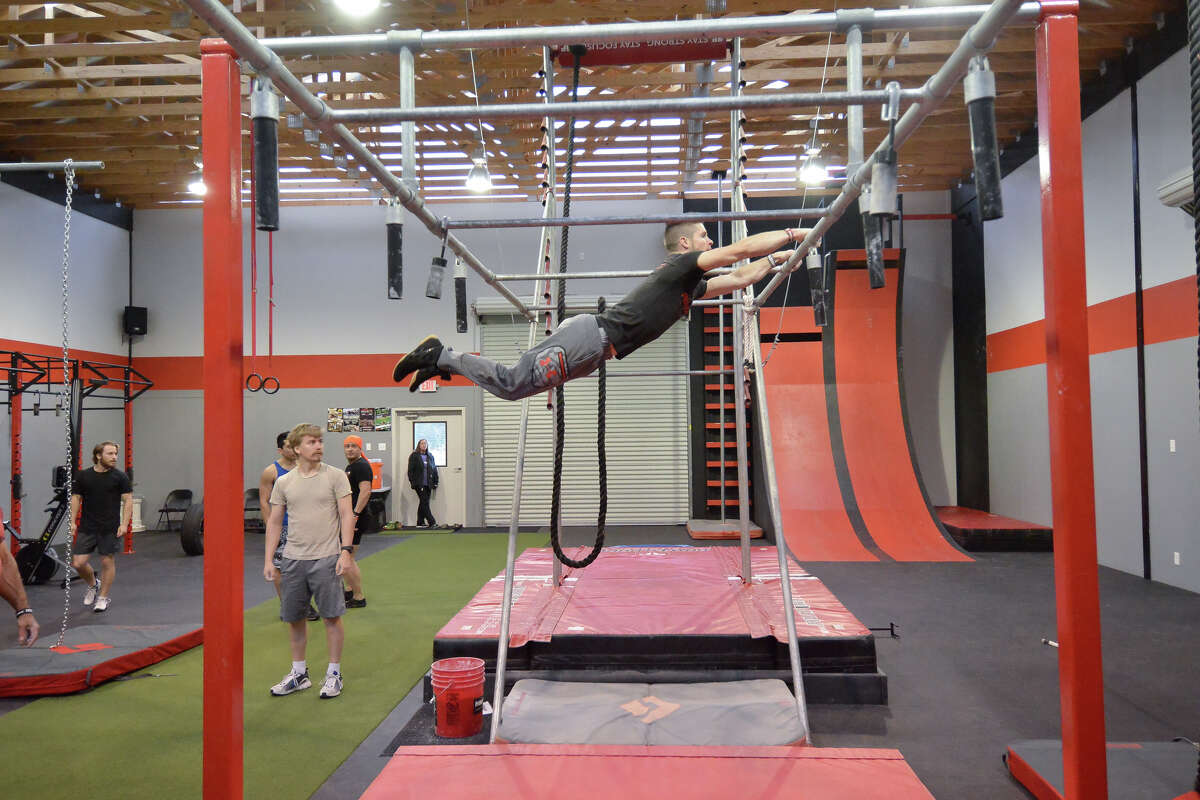 Wannabe ninjas tackle obstacle courses for fun, fitness