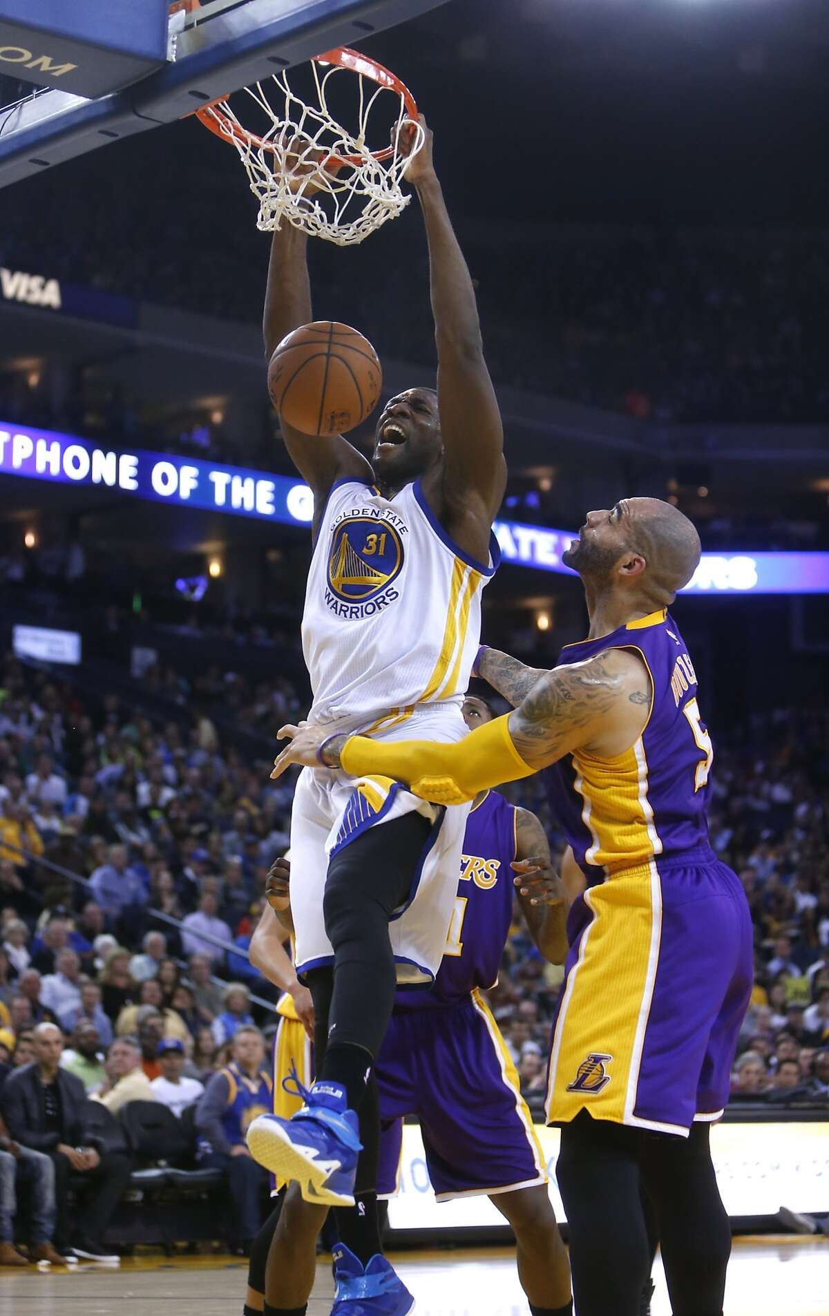 Warriors’ center Ezeli can make big impact down the stretch