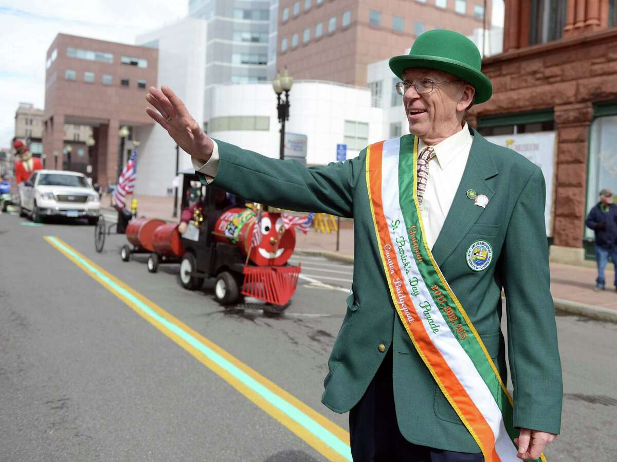 Lots of eyes shine on St. Patrick's Day Parade