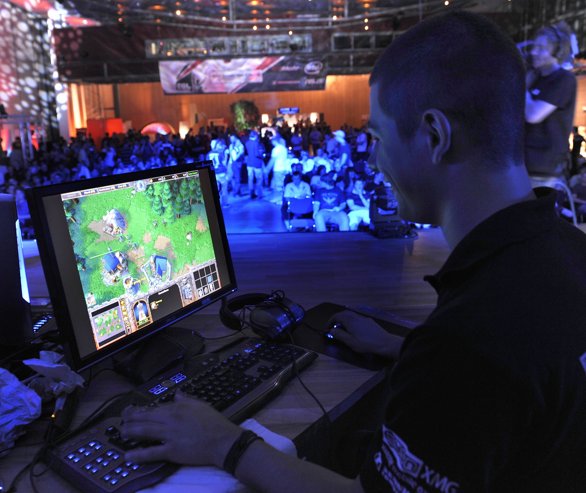 Video game tournaments to be screened at cinemas