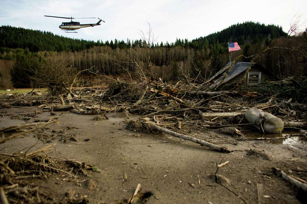 Oso mudslide, interactive before, after images