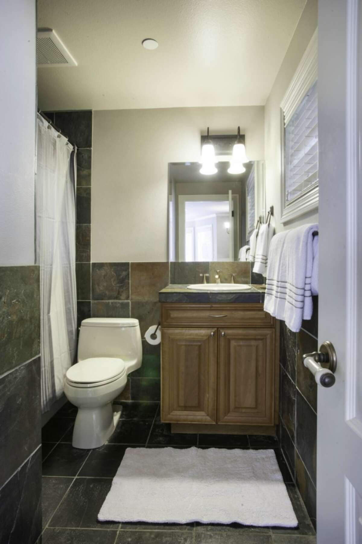 NBA player Jason Terry's $2.4 million home for sale