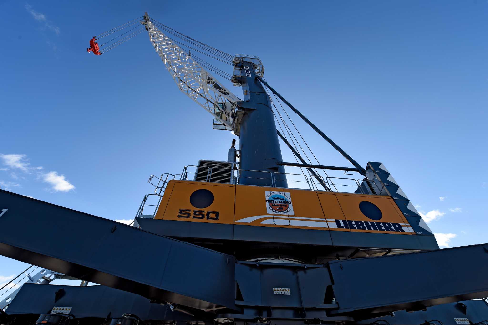 Port of Albany gets massive crane