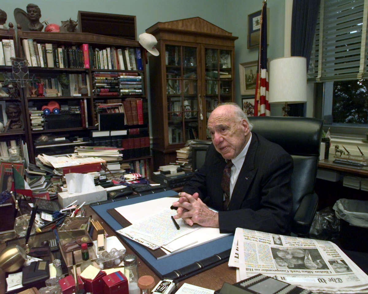 Henry B. Gonzalez: Always the fighter