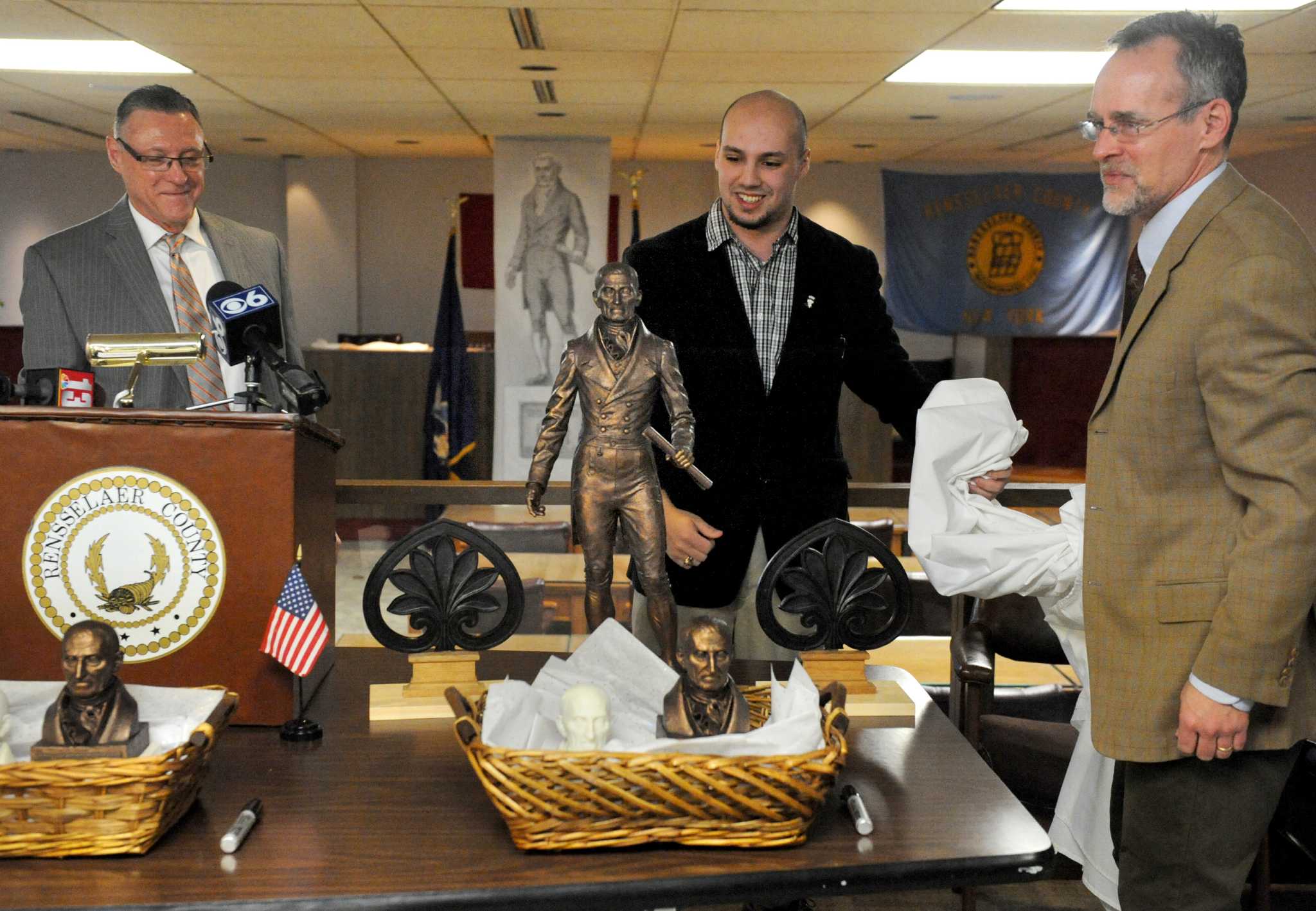 Plans to honor Col. Pawling, Troy's first mayor advance