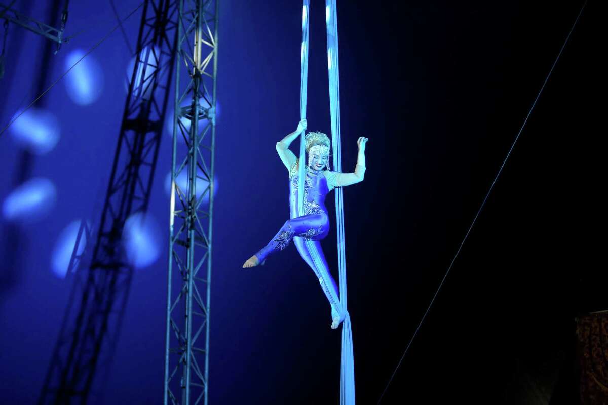 Mexico's Circus Aguilar hits Houston