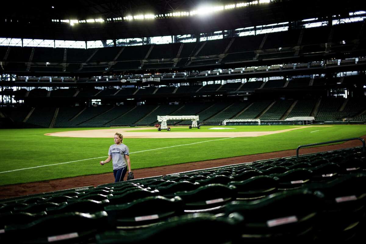 Seattle Mariners "Ball Girls" tryouts 2015