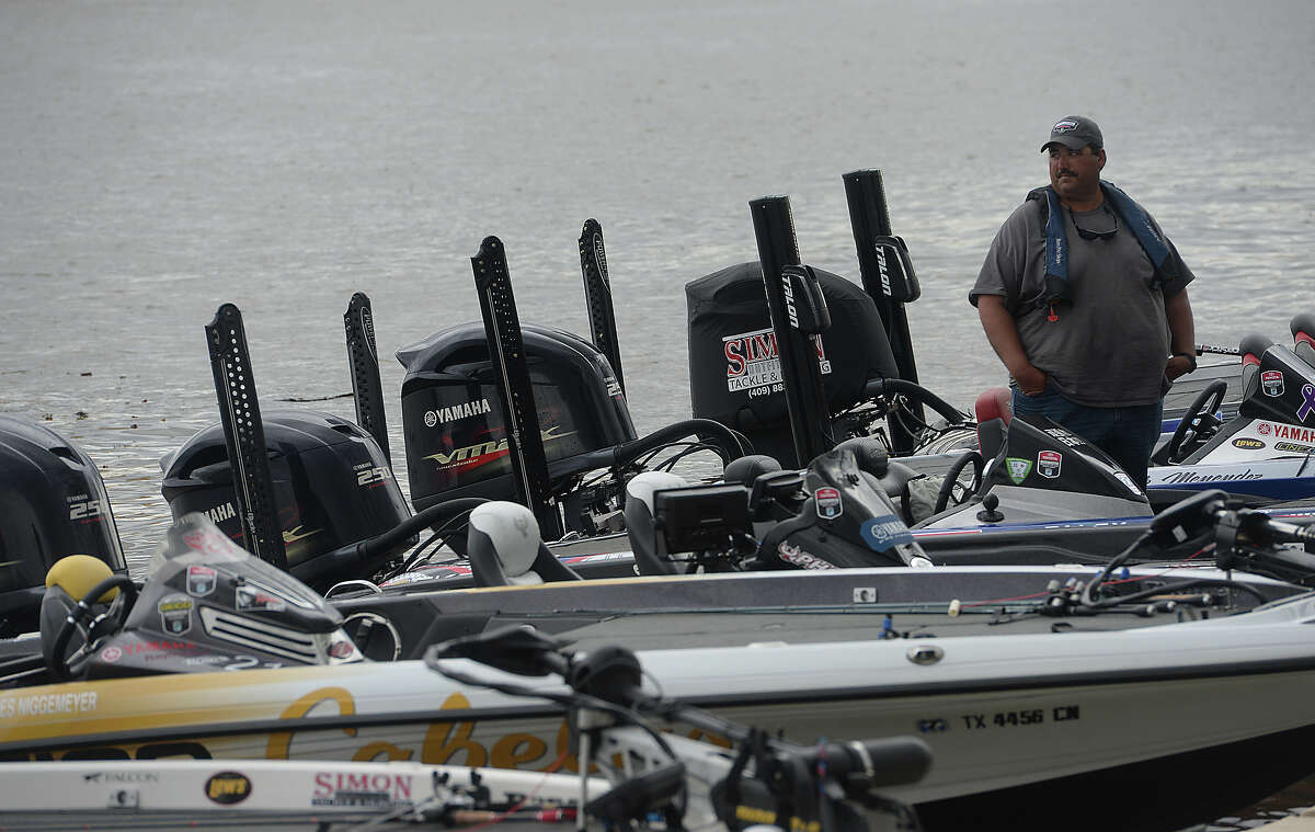 Photos: Day 1 of Bassmaster Elite Series