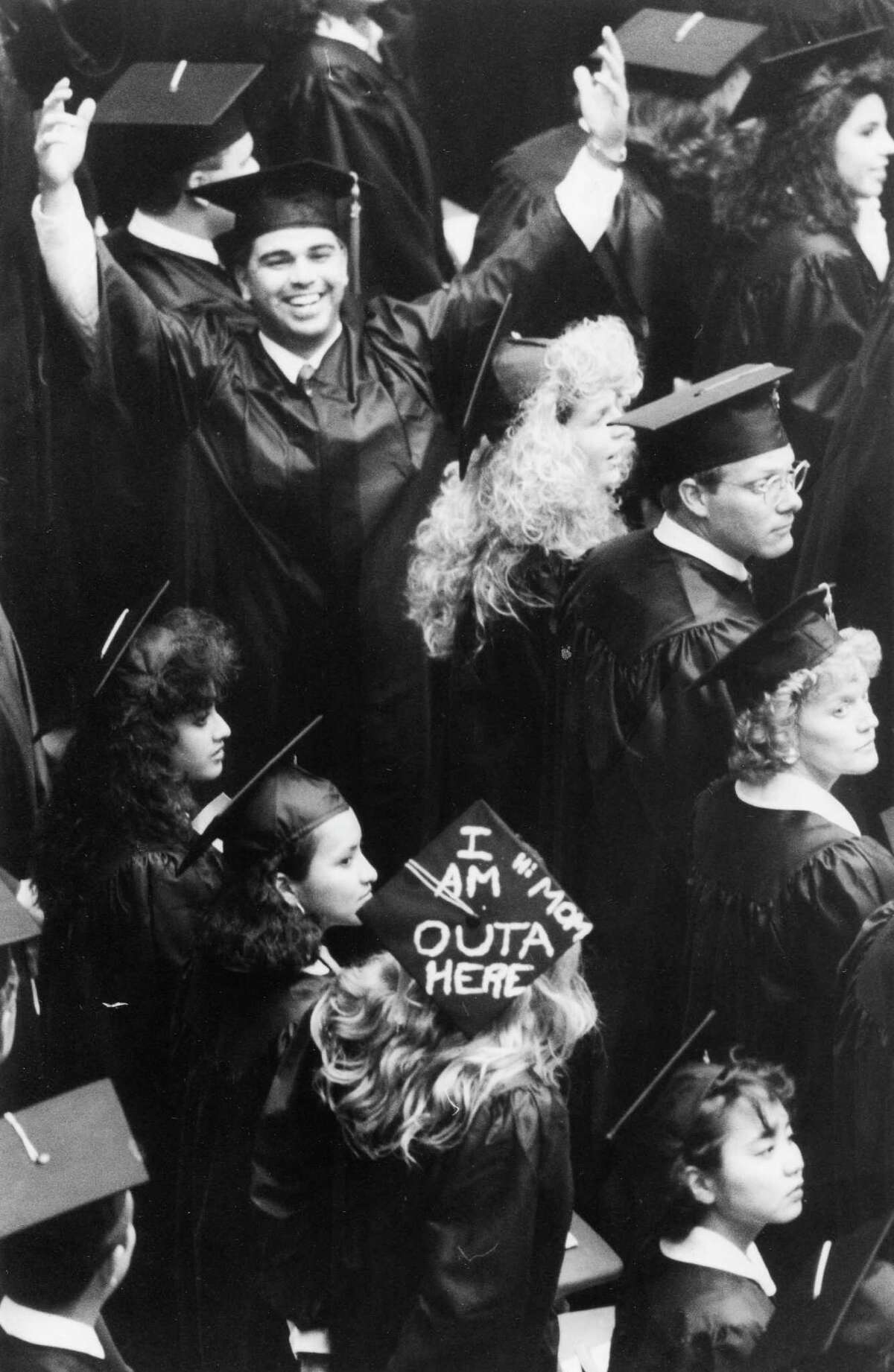 Old school photos of San Antonio college kids before student debt was a ...