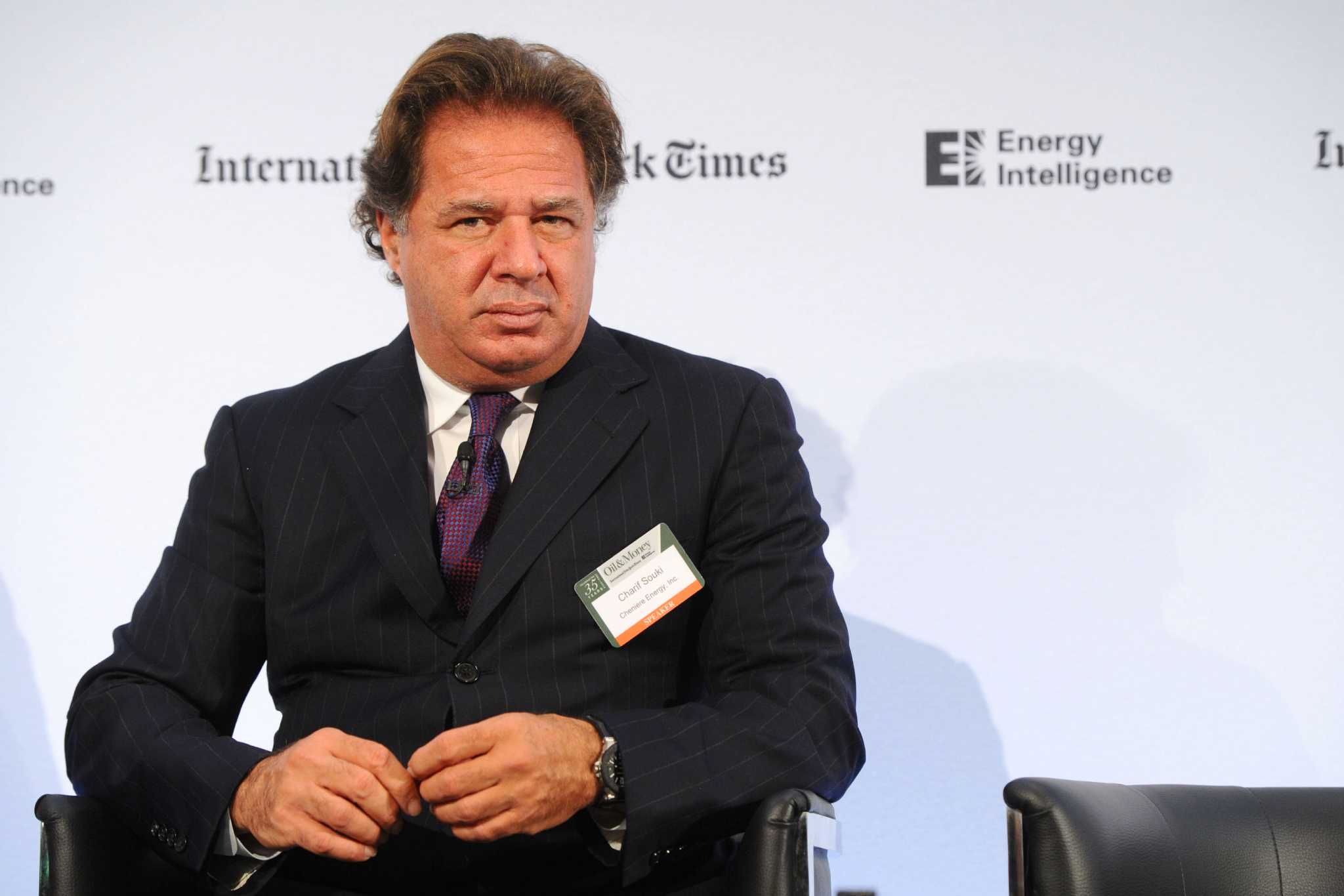 Cheniere Energy settles investor suits over nearly $2 billion in pay