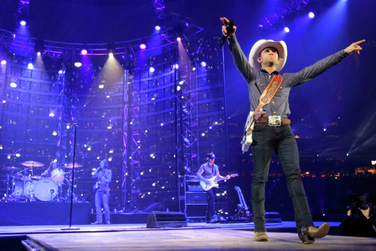 La Mafia frontman trashes Houston rodeo