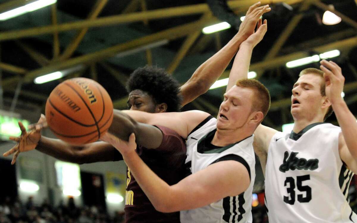 Joe Cremo scores 34 to lead Scotia basketball to state final