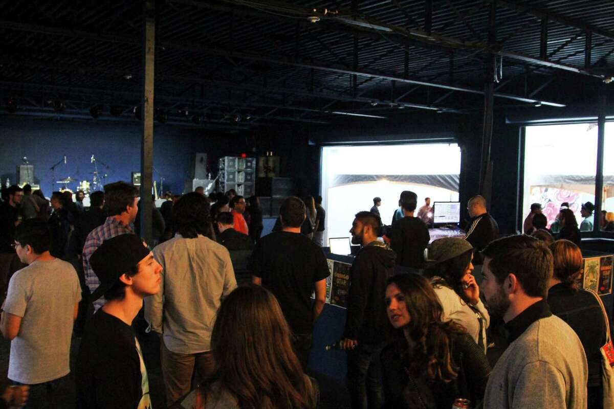 Paper Tiger opening attracts droves of music fans