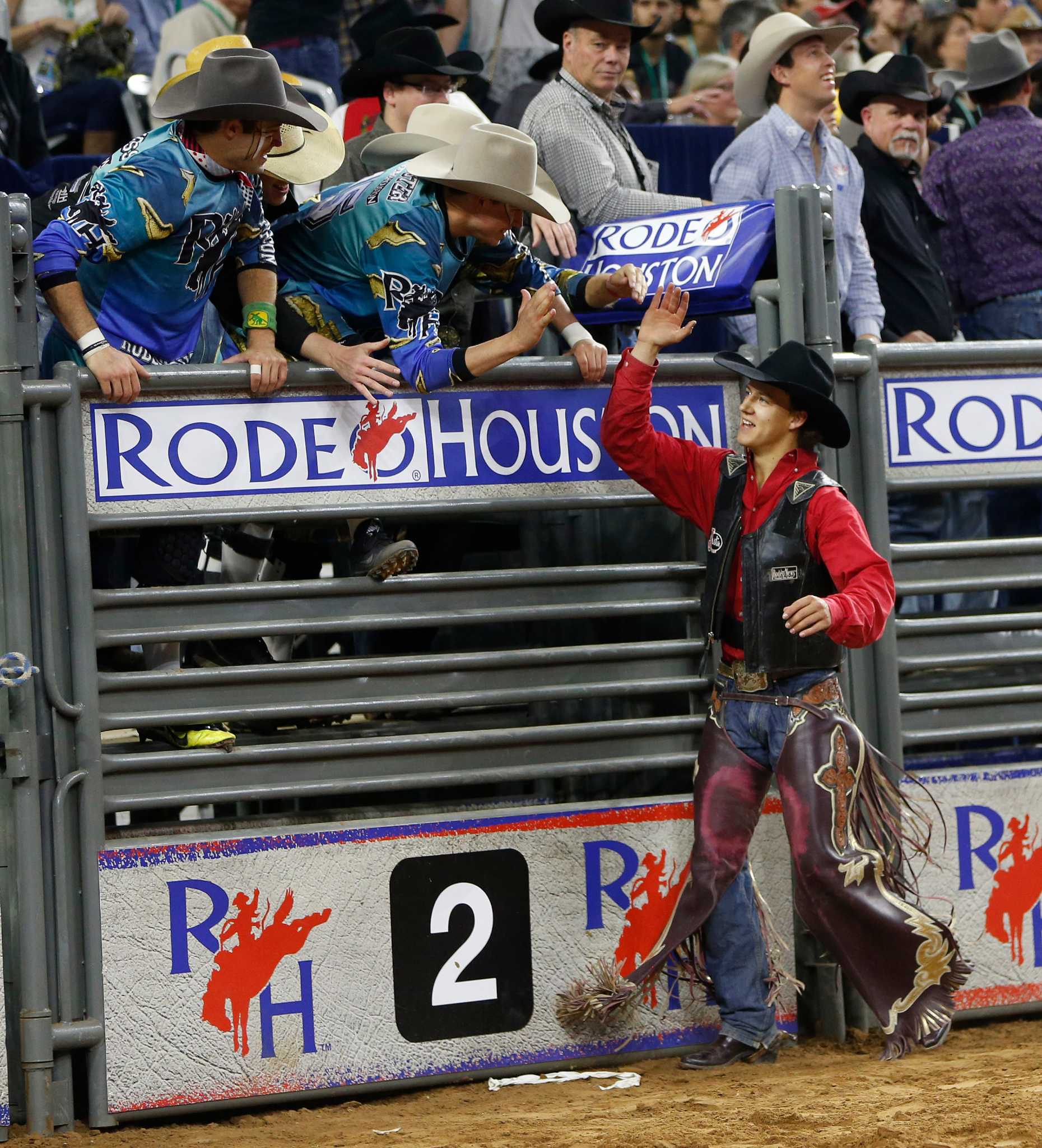 Thurston's magical ride highlights shootout winners at rodeo