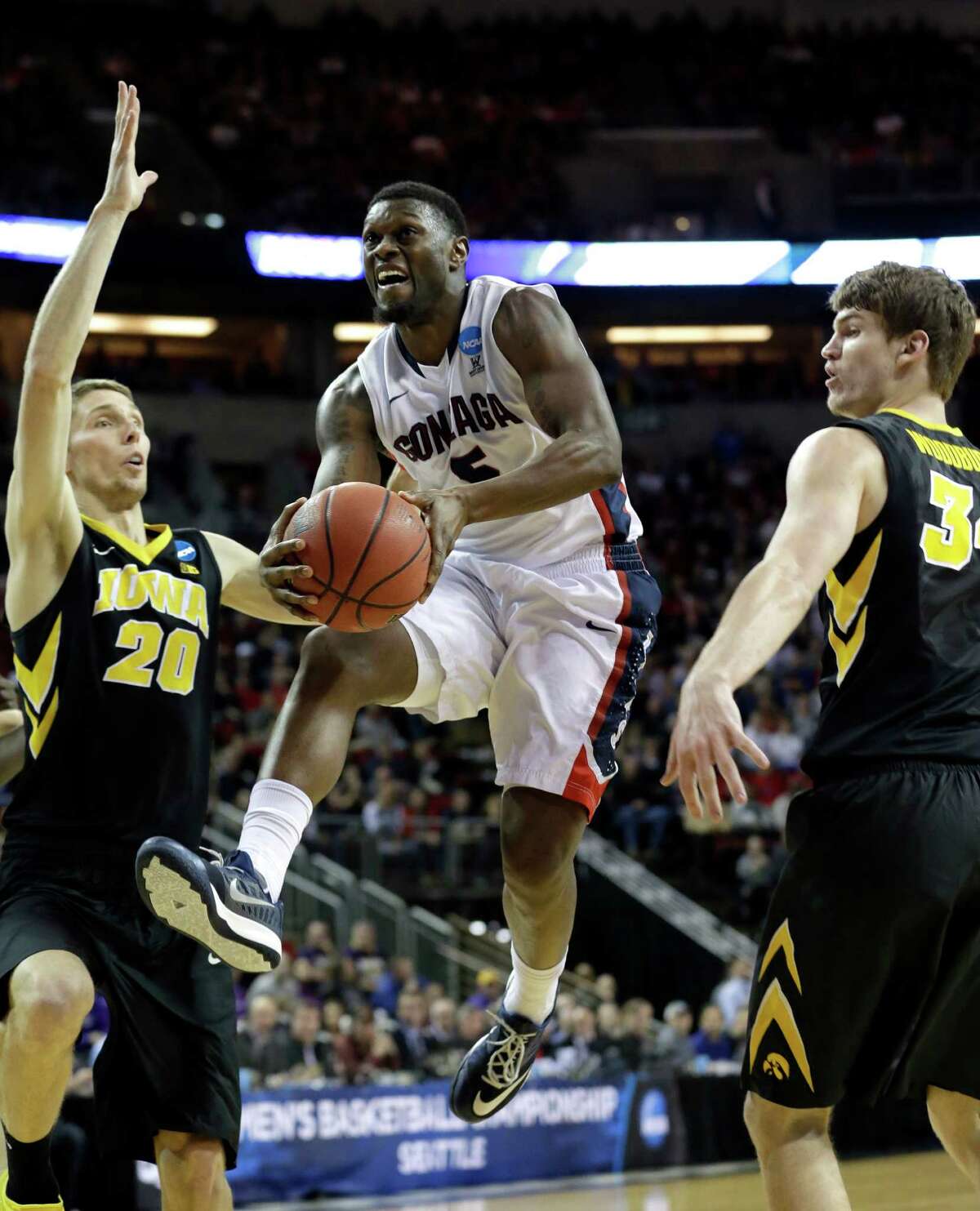 Kent native, ex-Gonzaga star Gary Bell Jr. returning to Zags as grad ...