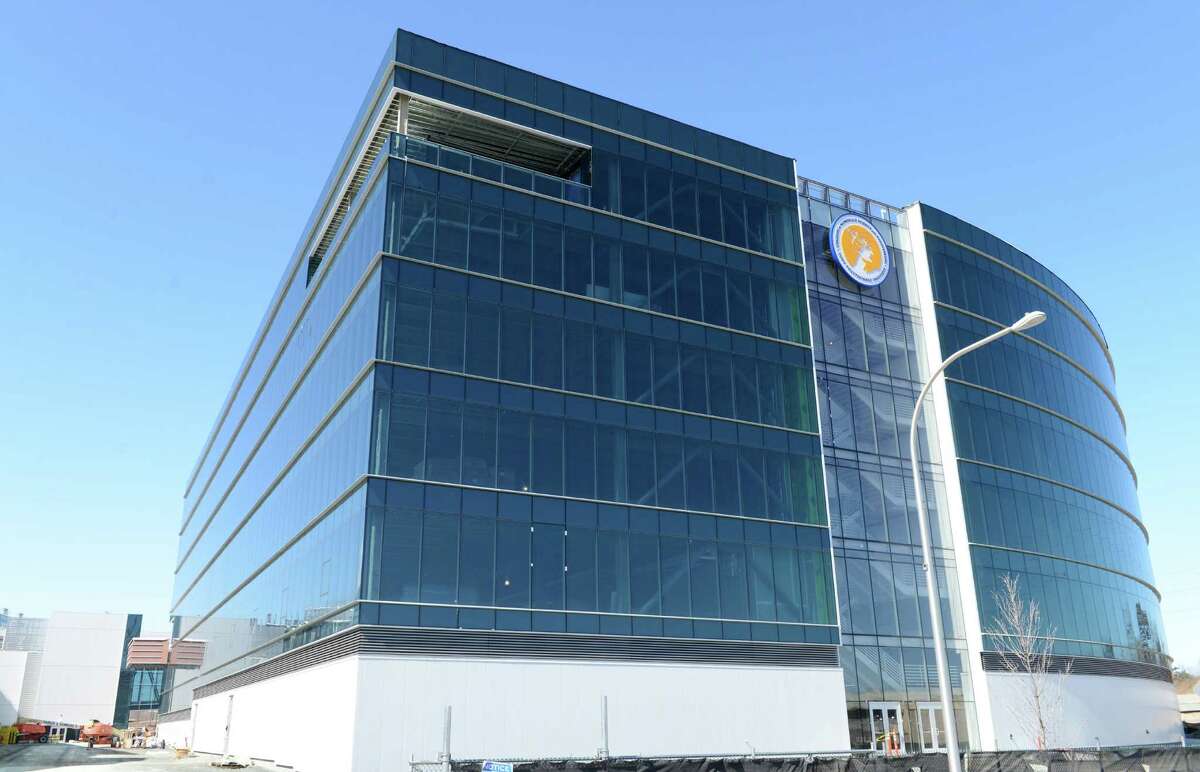 National Grid gives grants for SUNY ZEN building