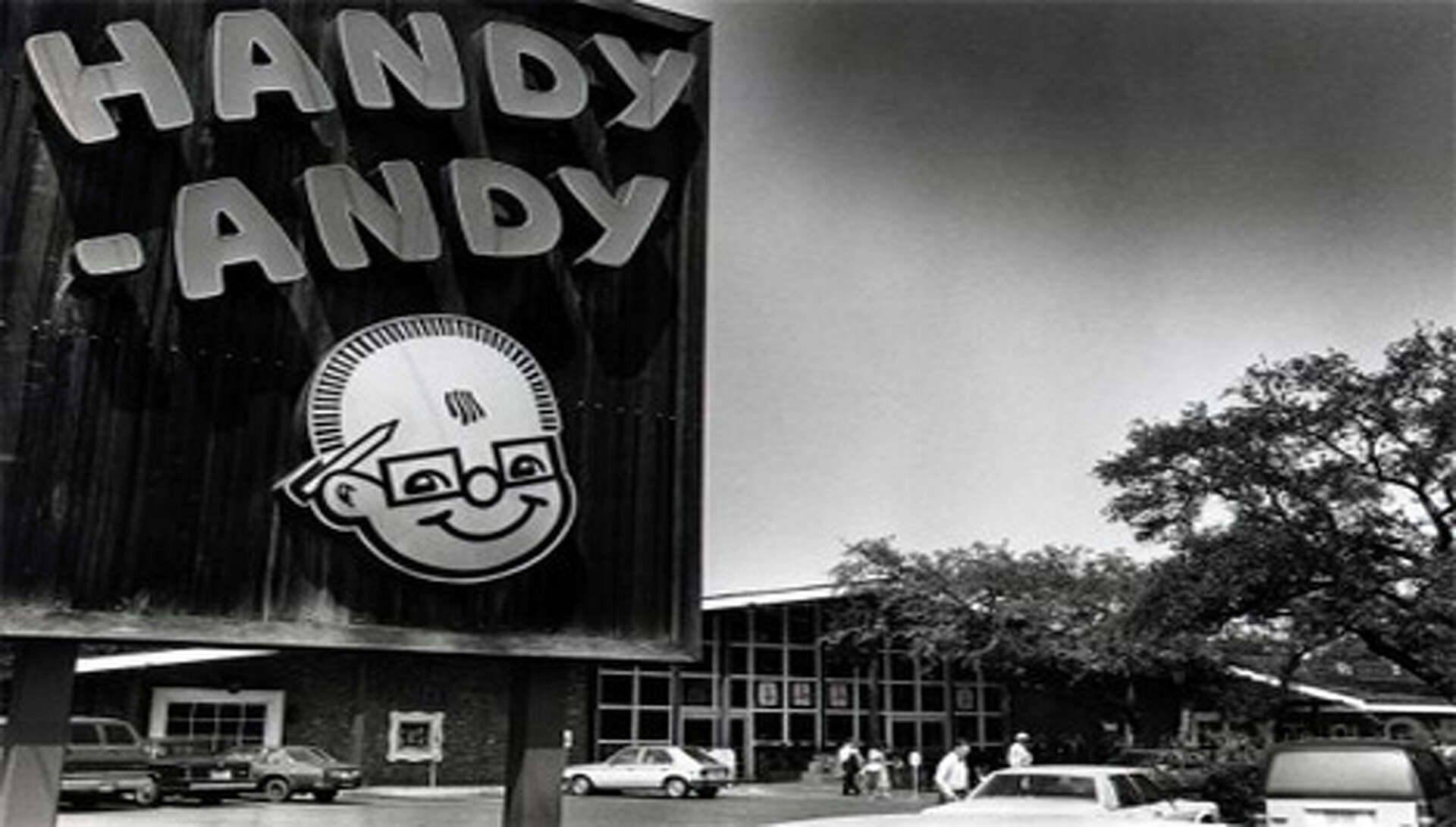 Before H-E-B, San Antonio shopped at Handy Andy