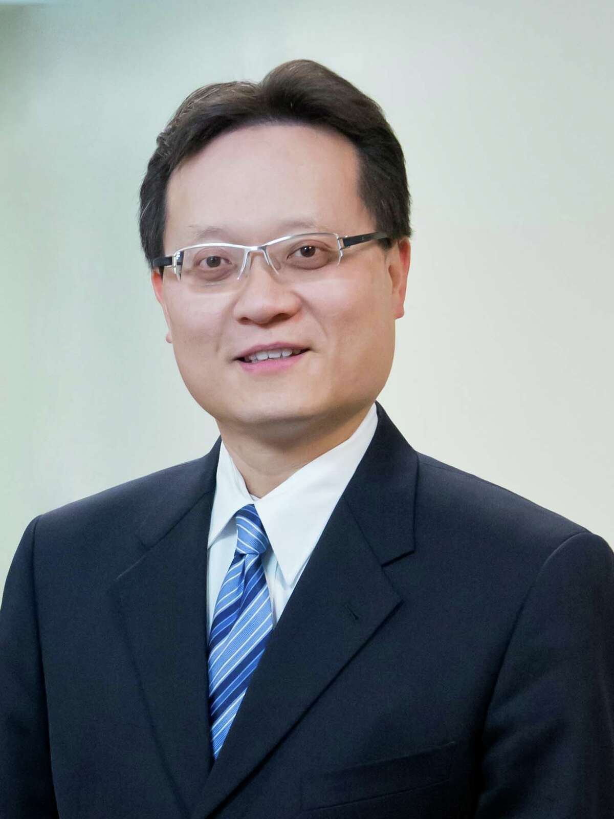 Robotics, laparoscopic surgery: more precise, fewer complications