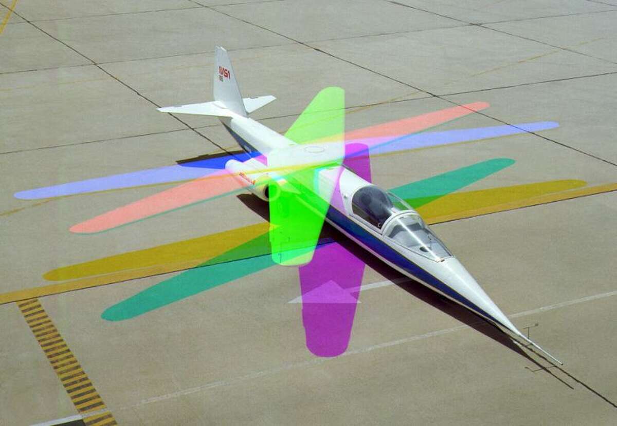 Boeing patents strange-looking plane that could fly for years