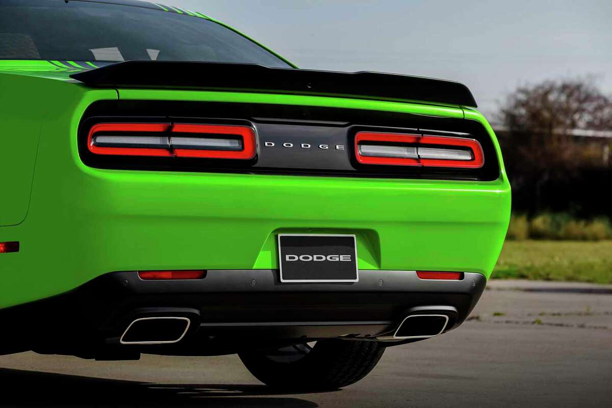 Dodge's 45th anniversary Challenger Shaker rubs its power in your face ...