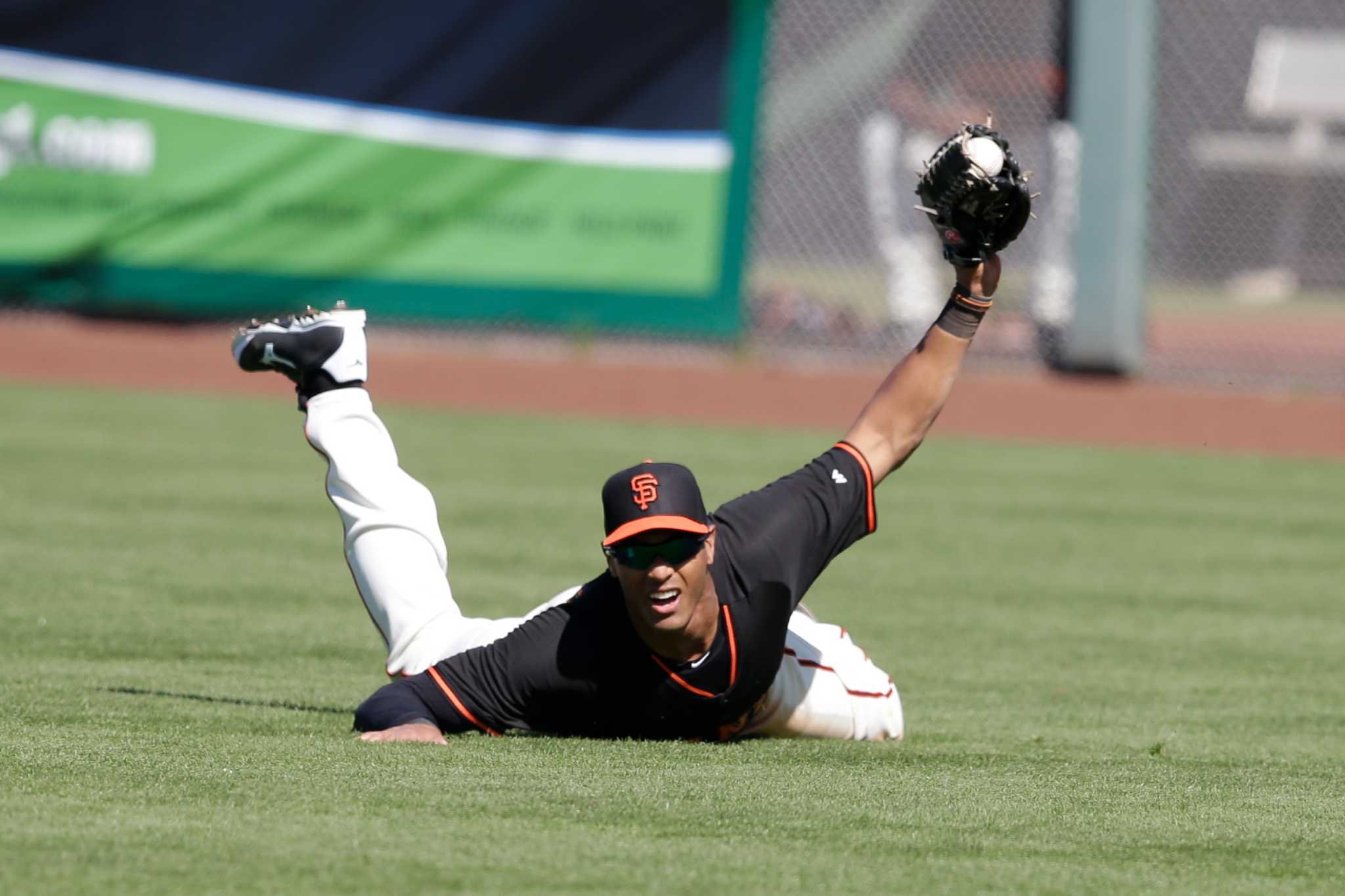 Justin Maxwell in mix to earn spot on Giants’ roster