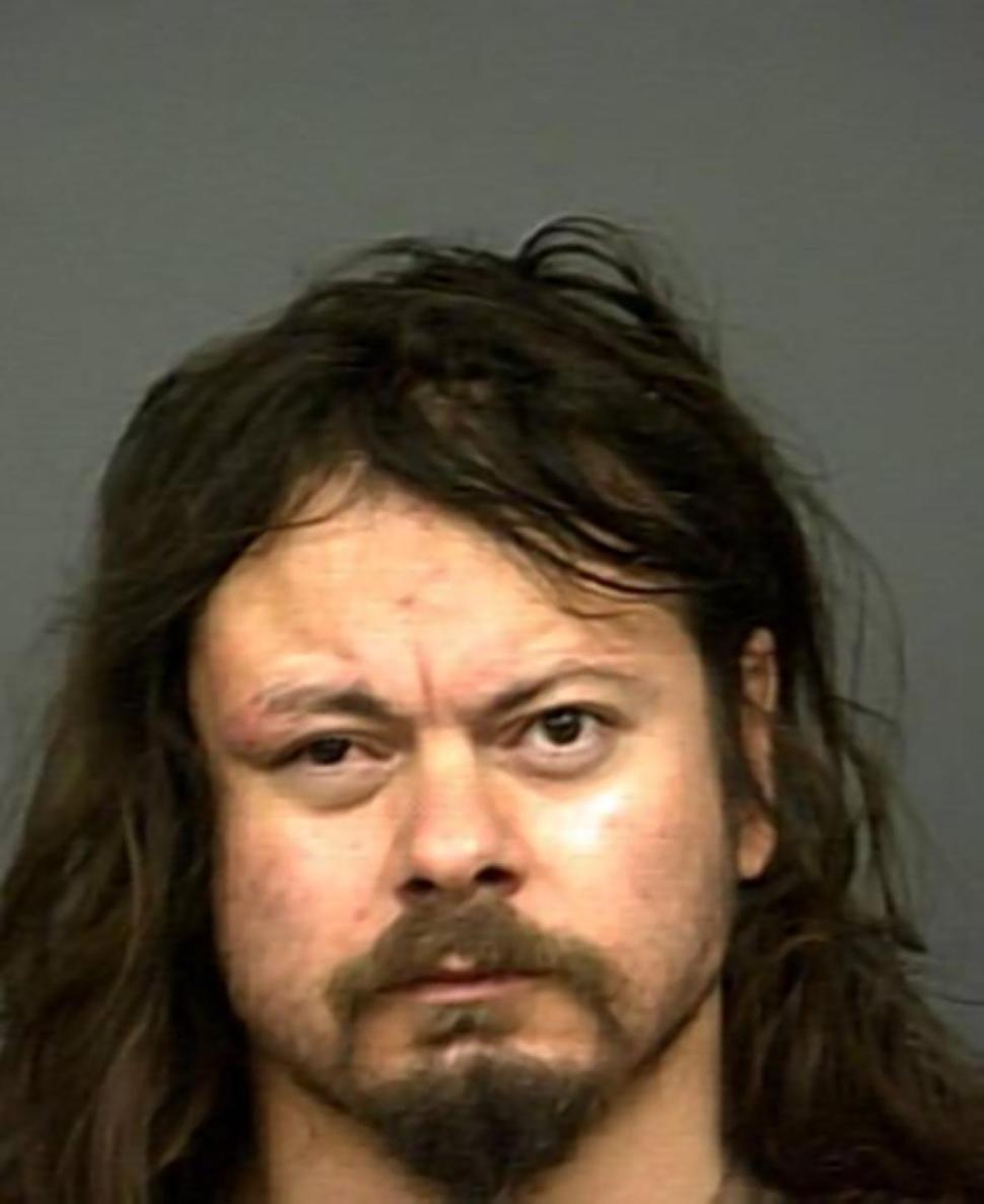 Odor in the court! Suspected bank robber eats own feces while on stand