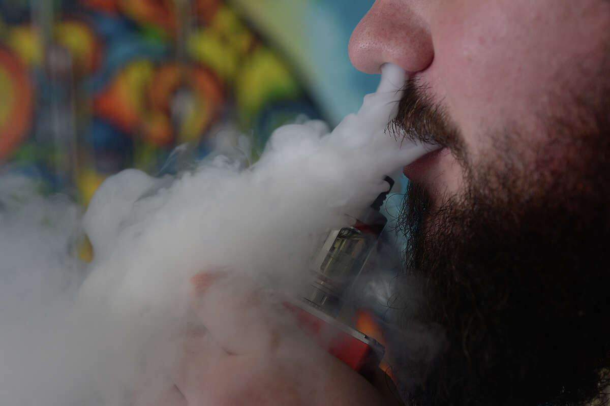 Legal haze about vaping in SE Texas