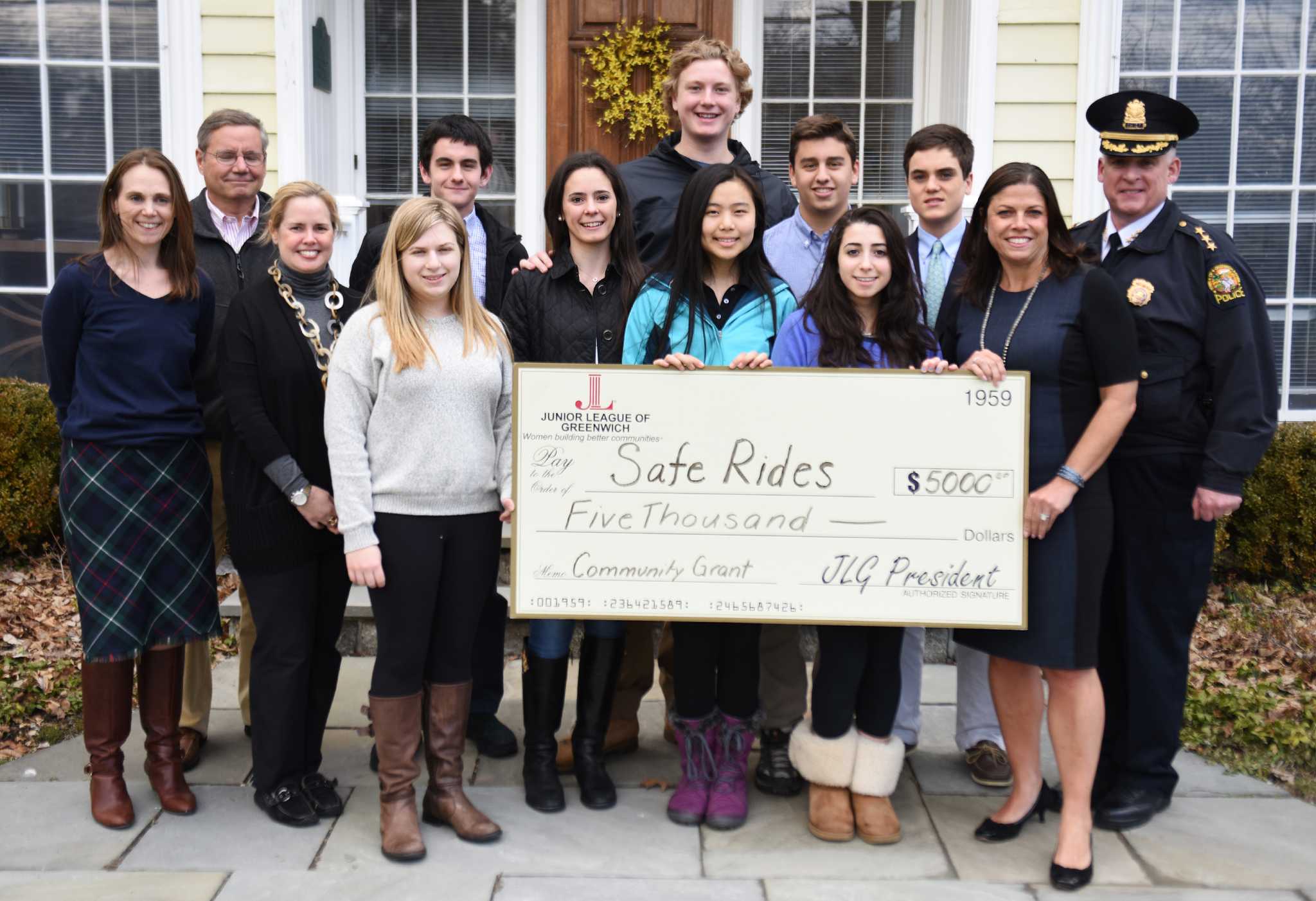 Safe Rides back in time for prom courtesy of $5,000 grant