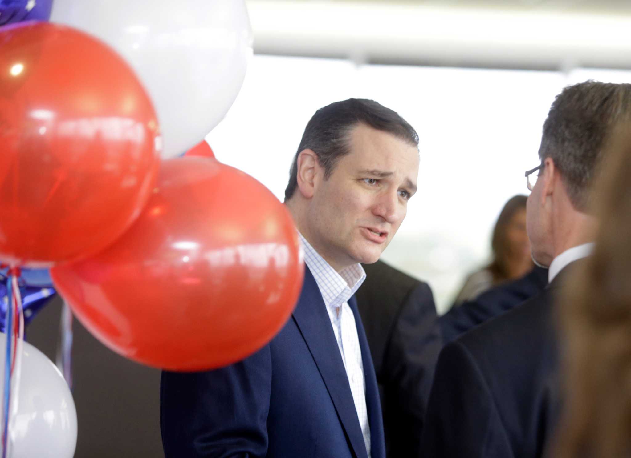 Cruz brings presidential campaign home to Houston