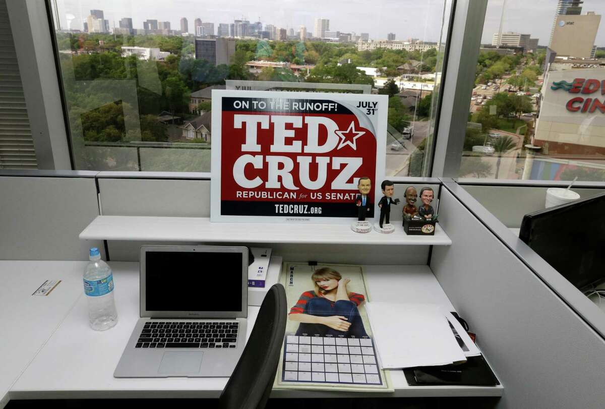 Cruz brings presidential campaign home to Houston