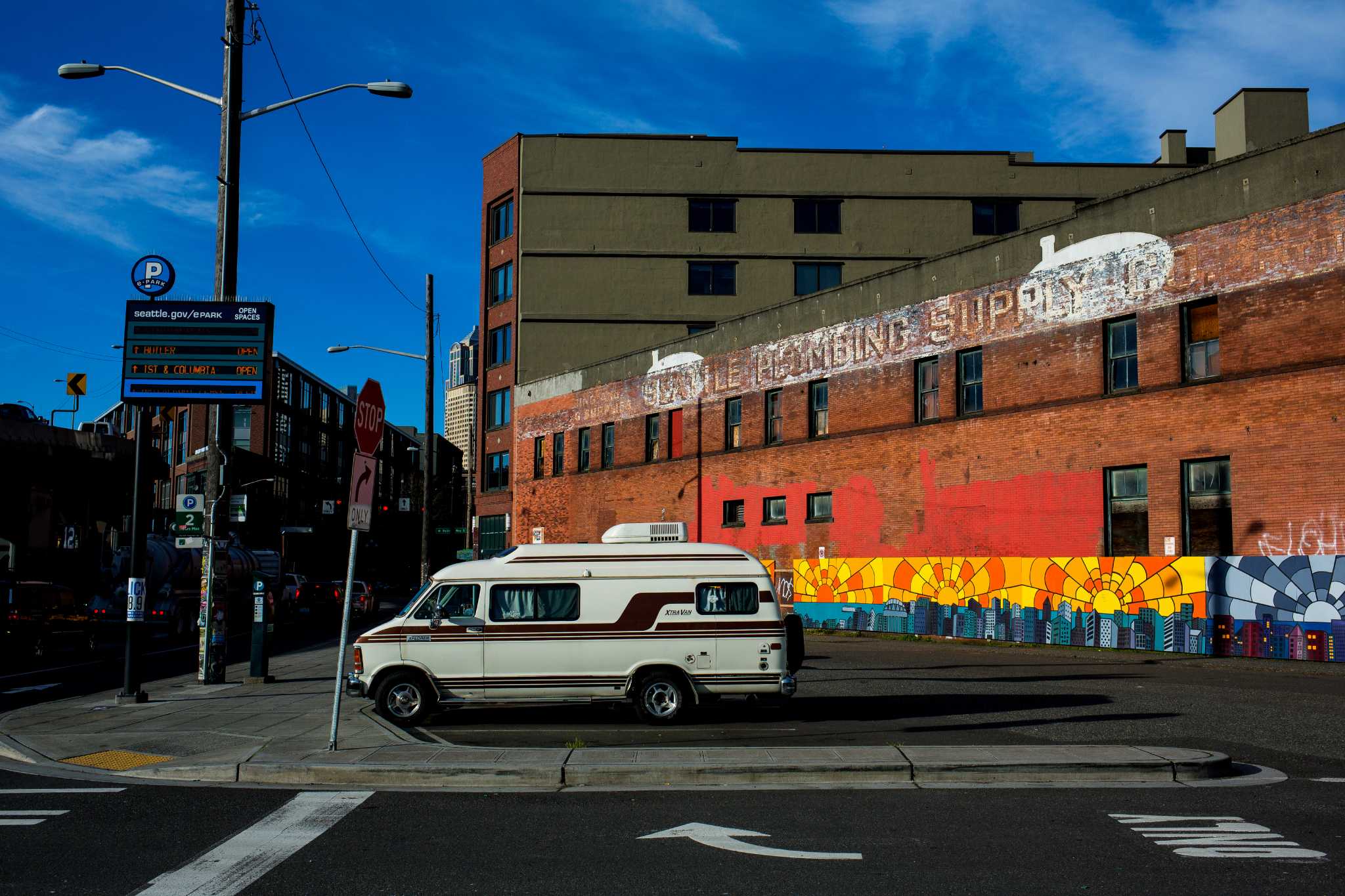 Seattle's fading "ghost signs"