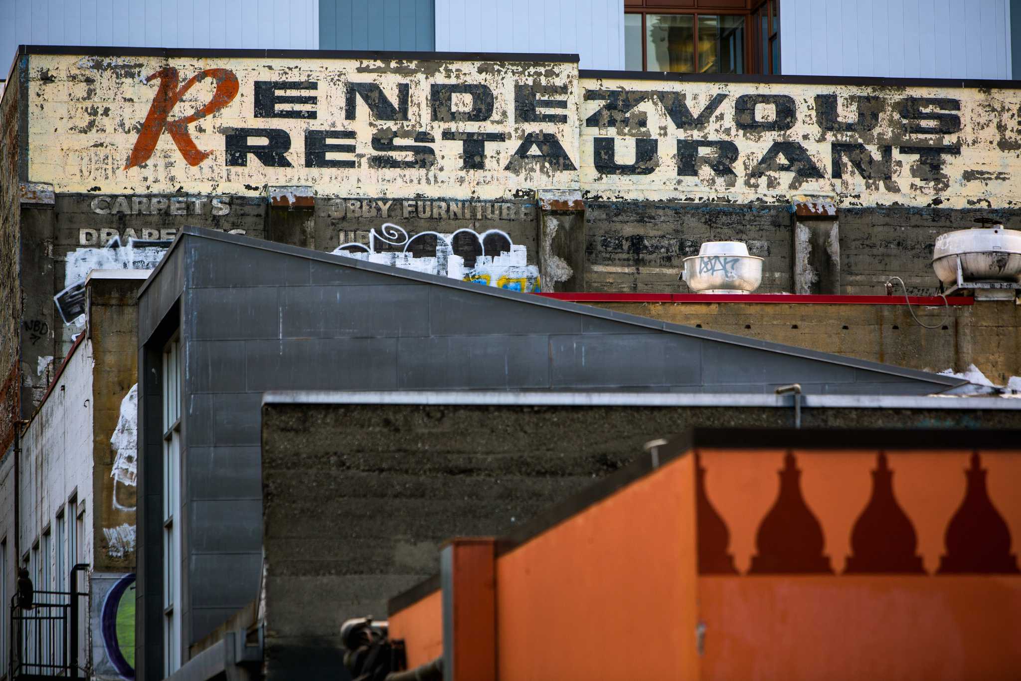 Seattle's fading "ghost signs"