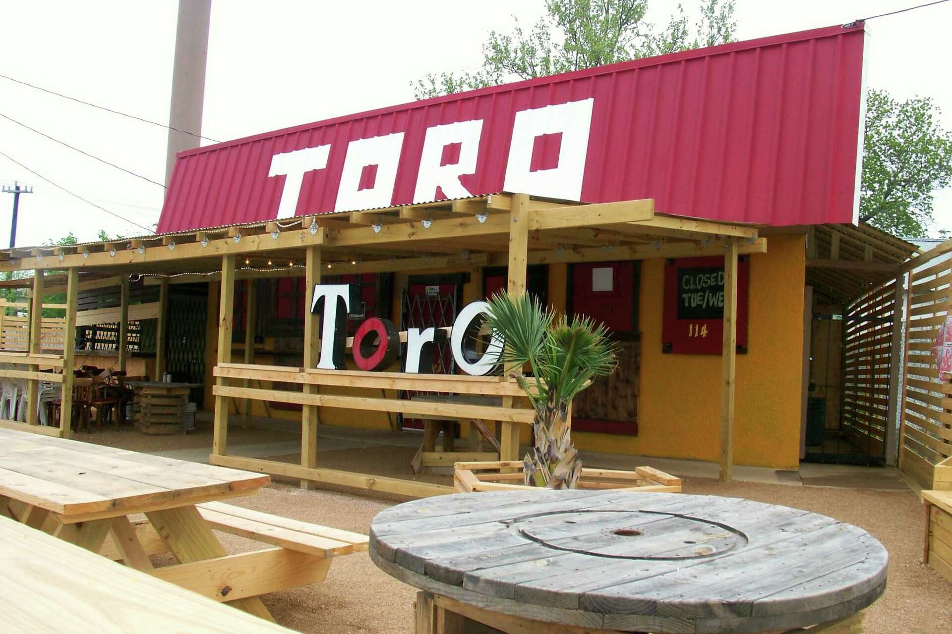 In San Antonio, the culture of the ice house seems alive and well
