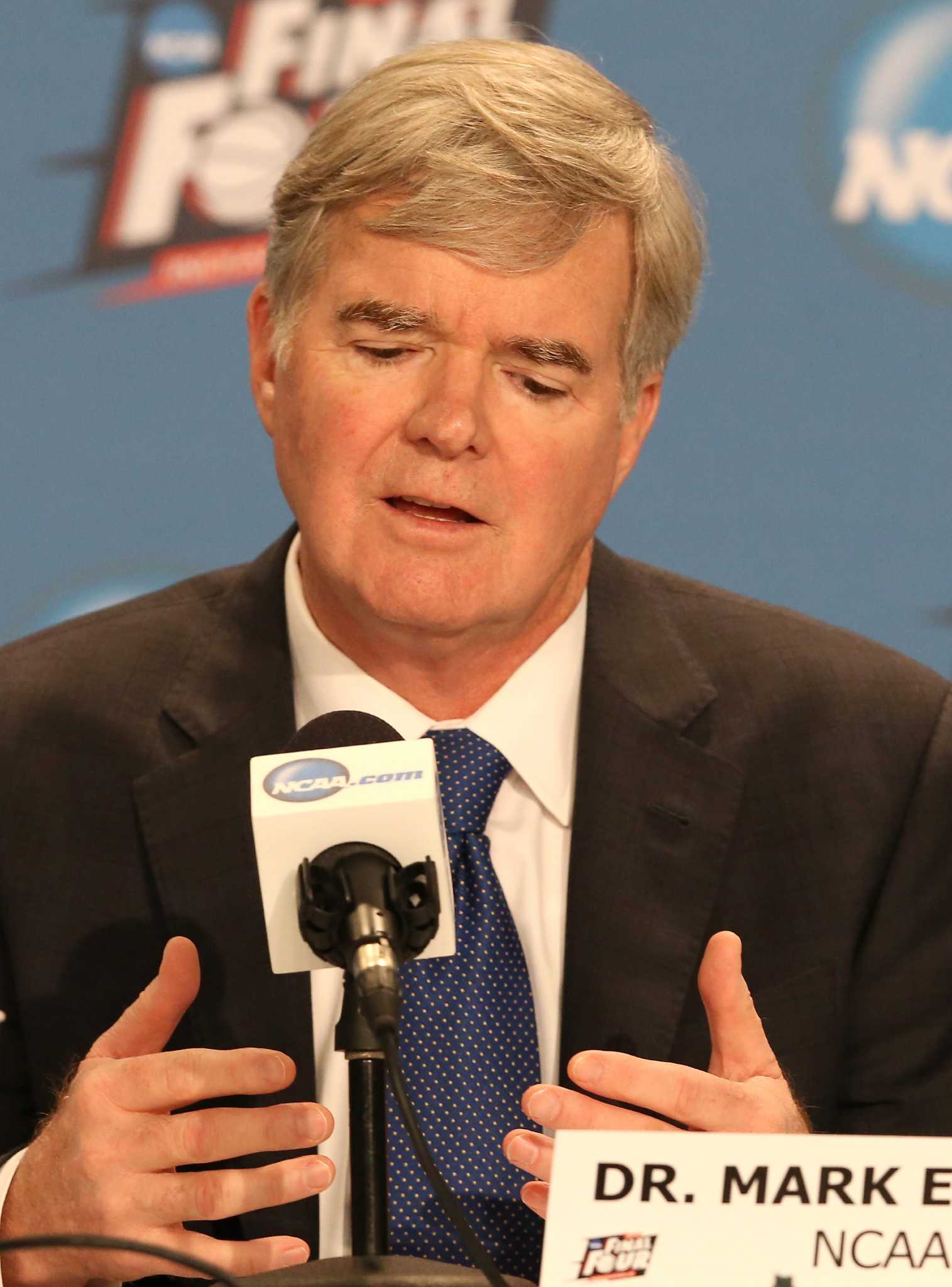 Emmert clarifies stance on Indiana law