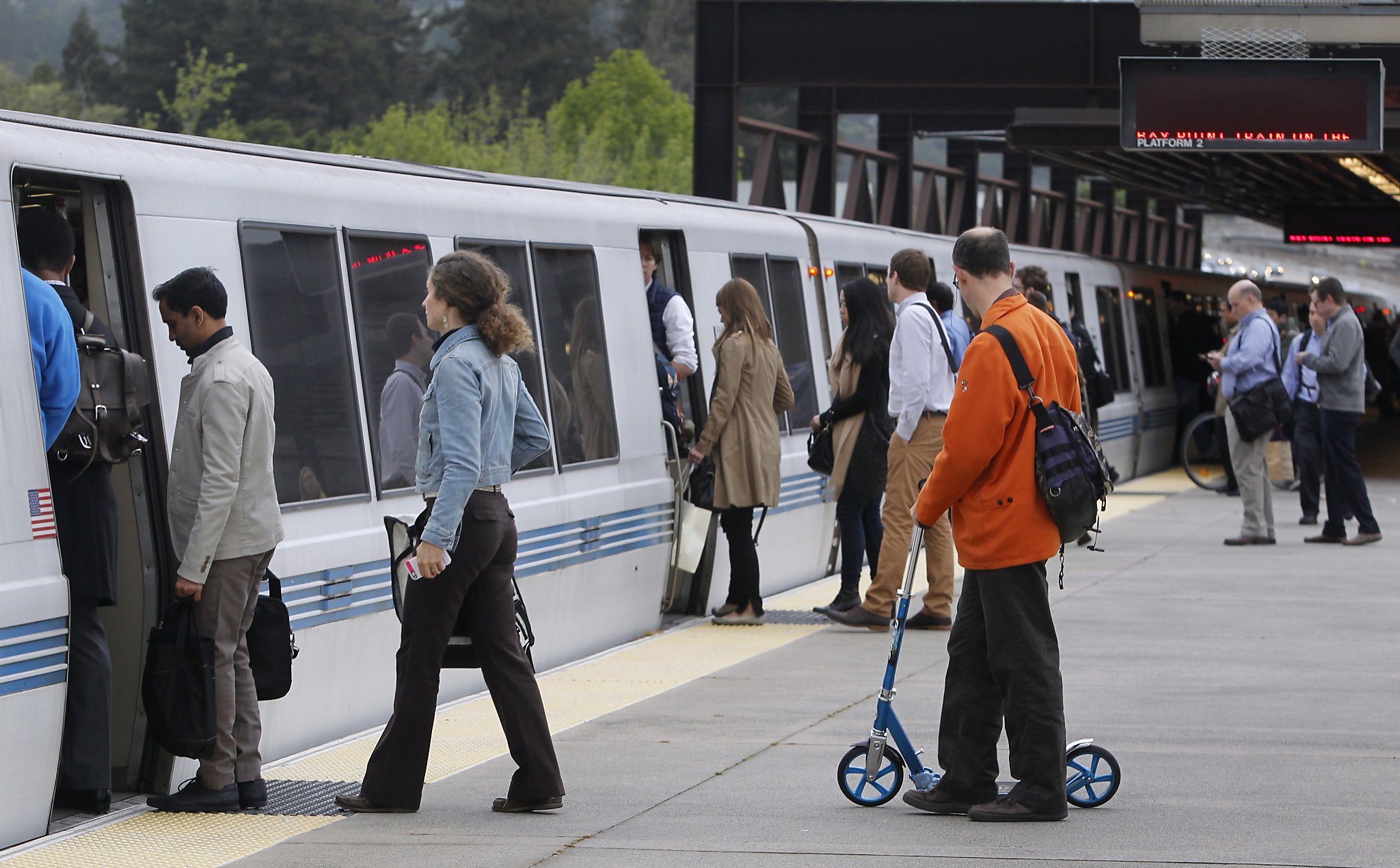 BART to test new train cars with third door