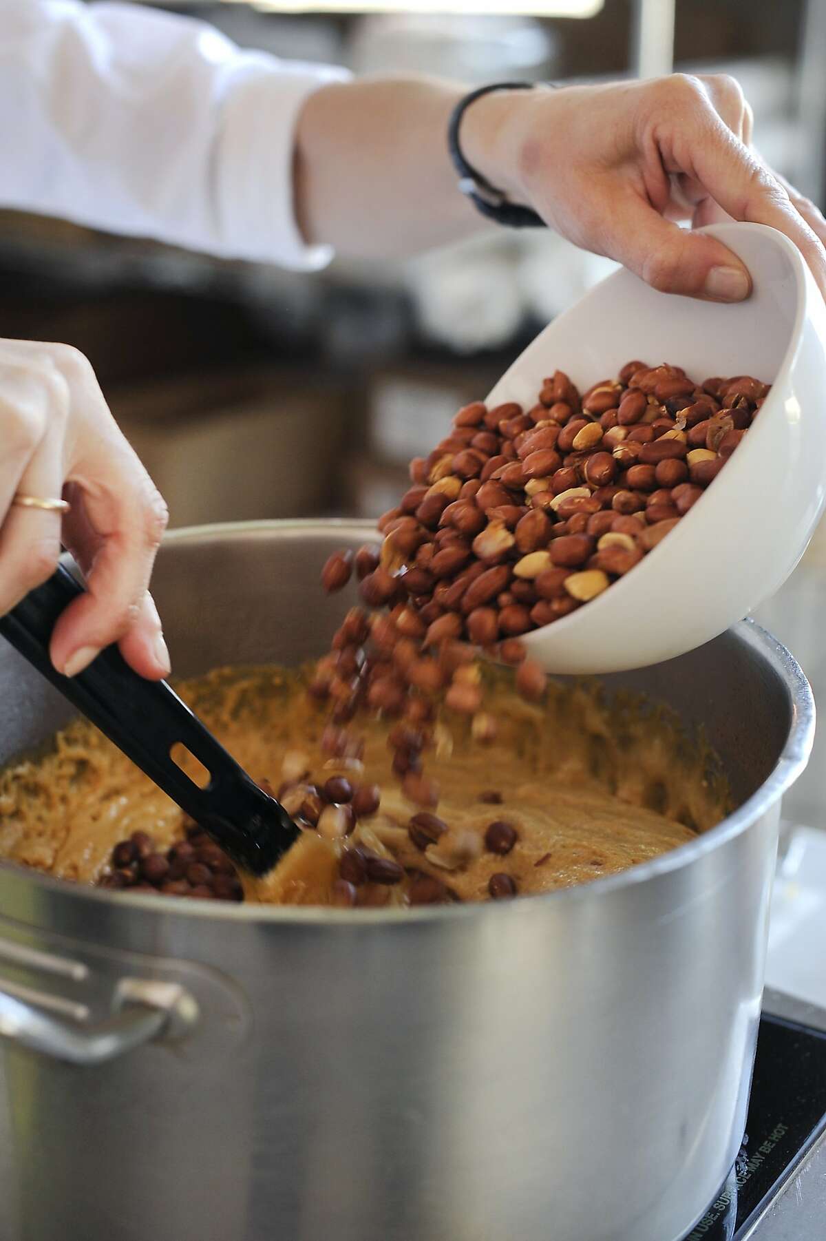 Recipe: Miette’s Ballpark Brittle