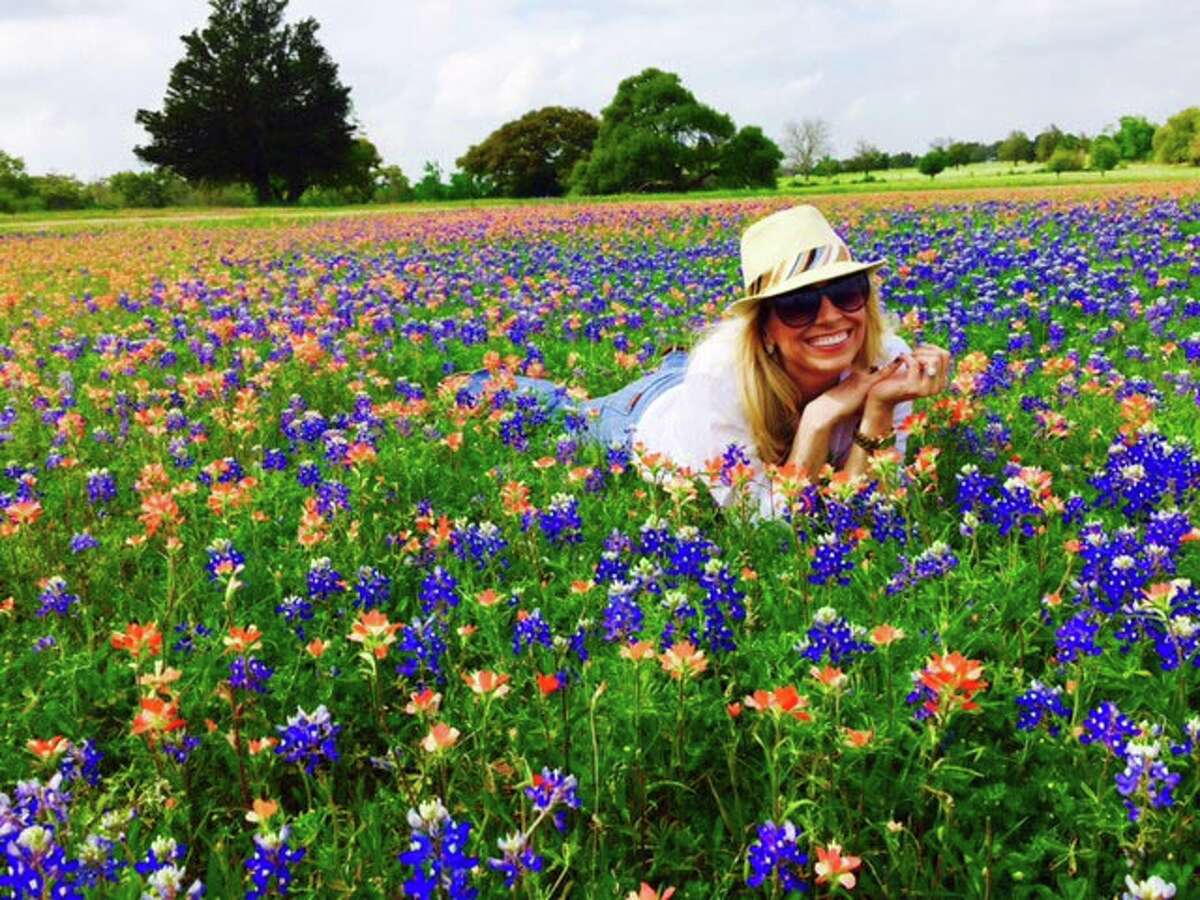 Incredibly beautiful, rare albino bluebonnets photographed in Texas ...