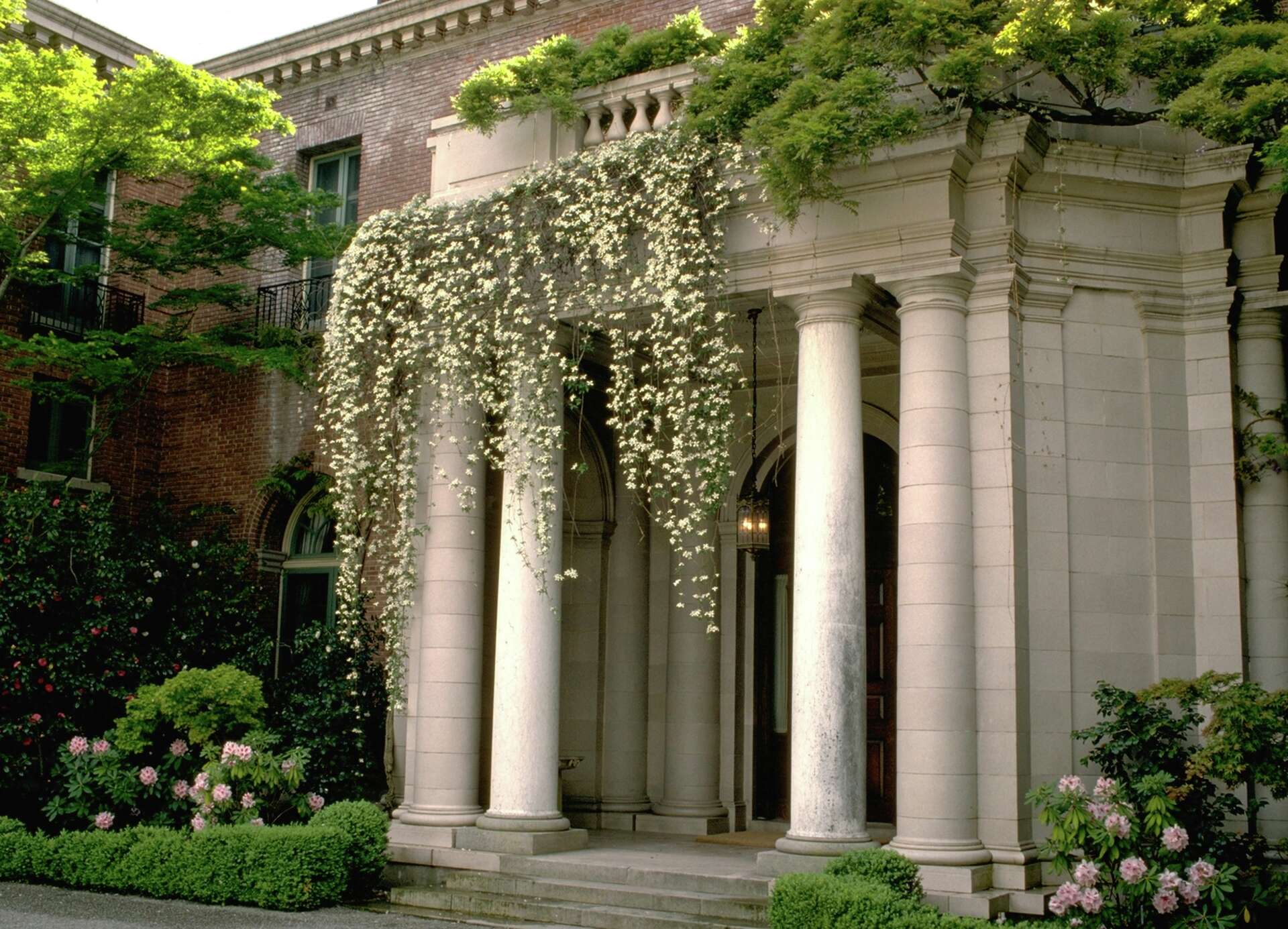 Aloha spirit thrives at Filoli