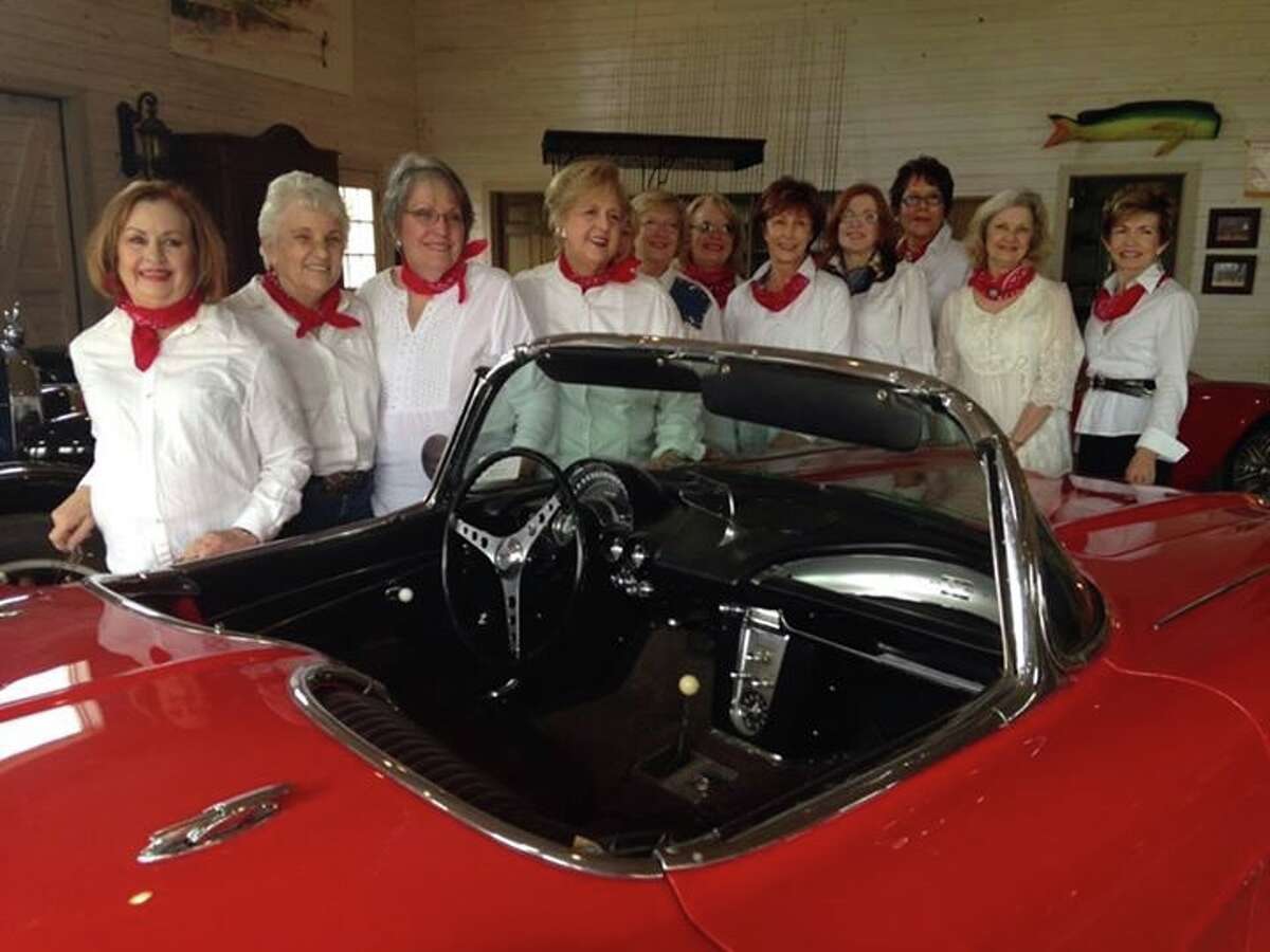 Memorial Class of 1965 plans reunion