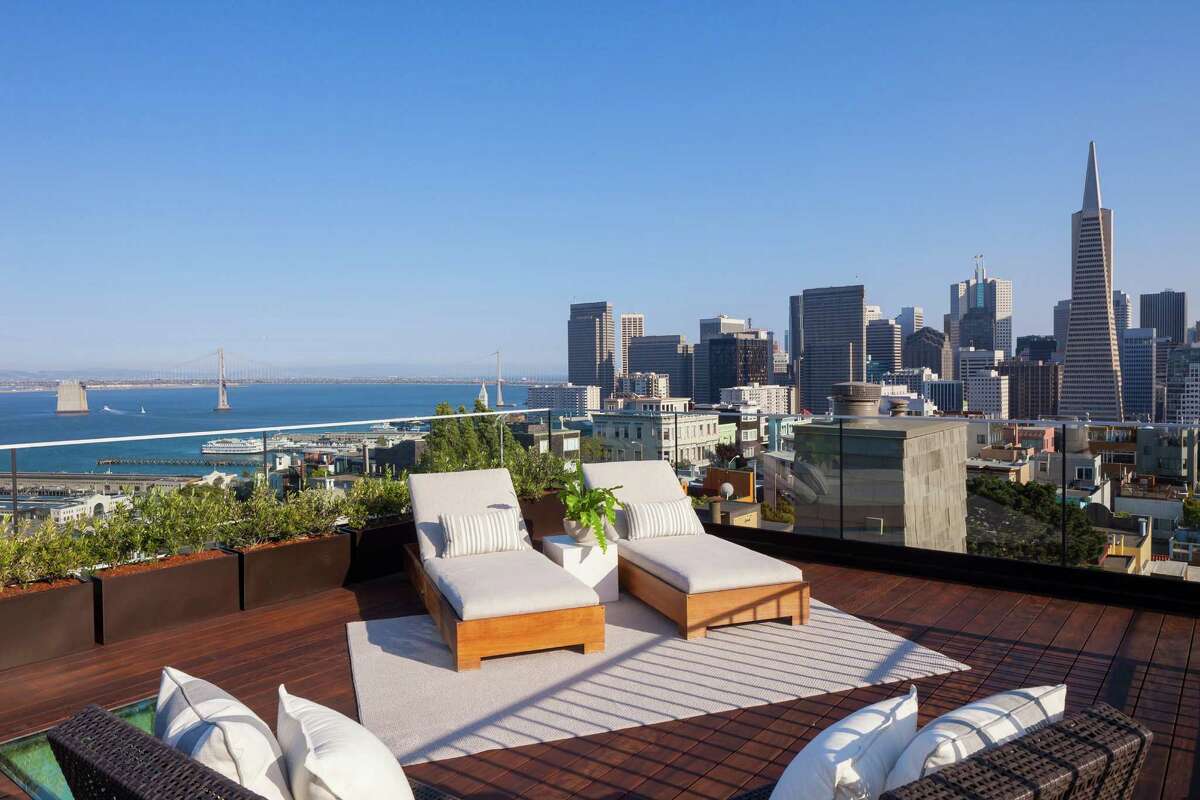 Remodeled Telegraph Hill Condo Features Panoramic City, Bay Views from ...