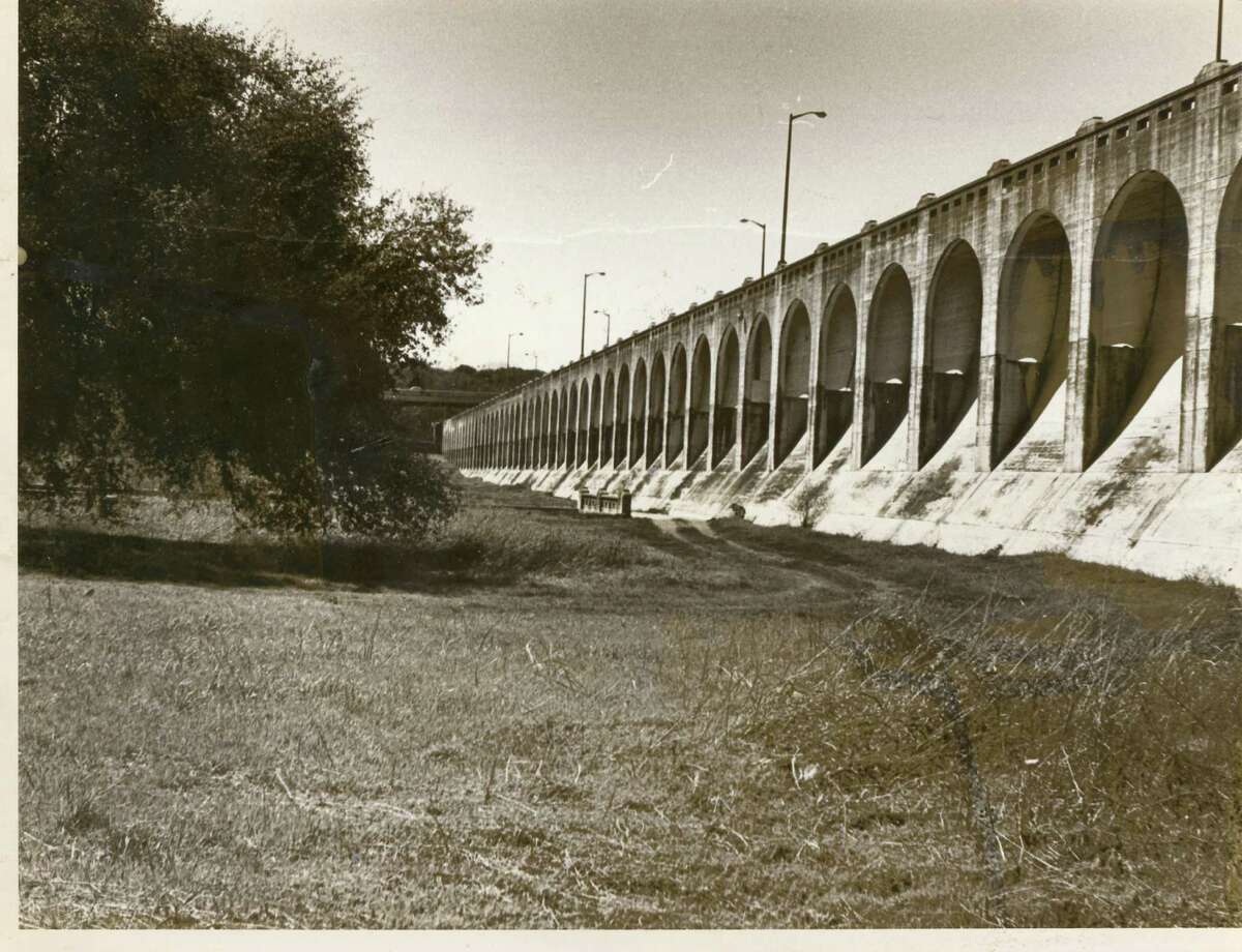 Olmos Park, back then