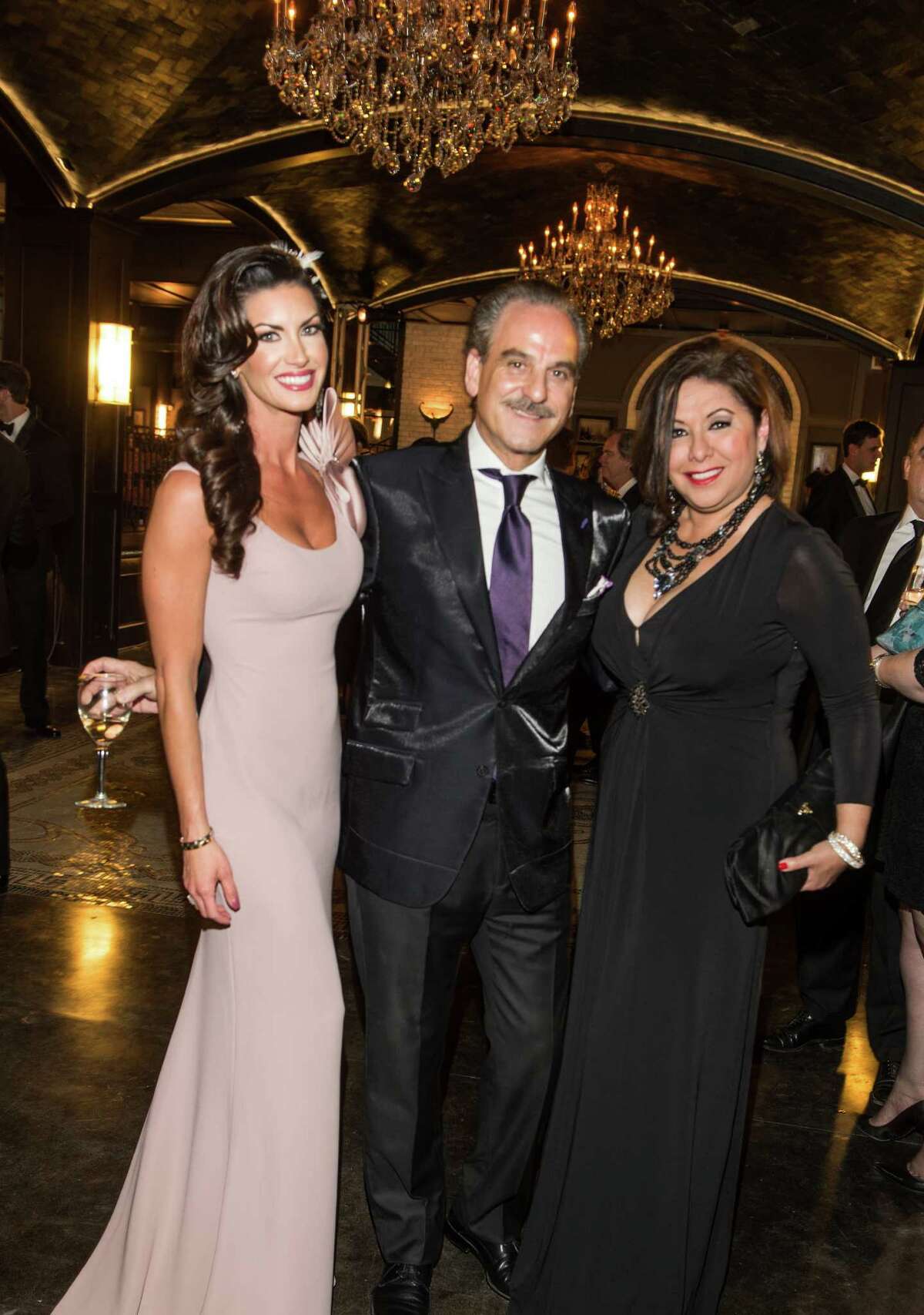 Stages gala was the cat's meow