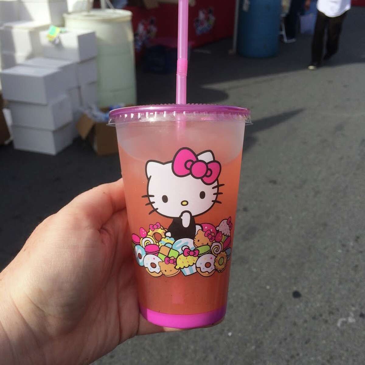 Hello Kitty Cafe Truck pawing its way back to La Cantera