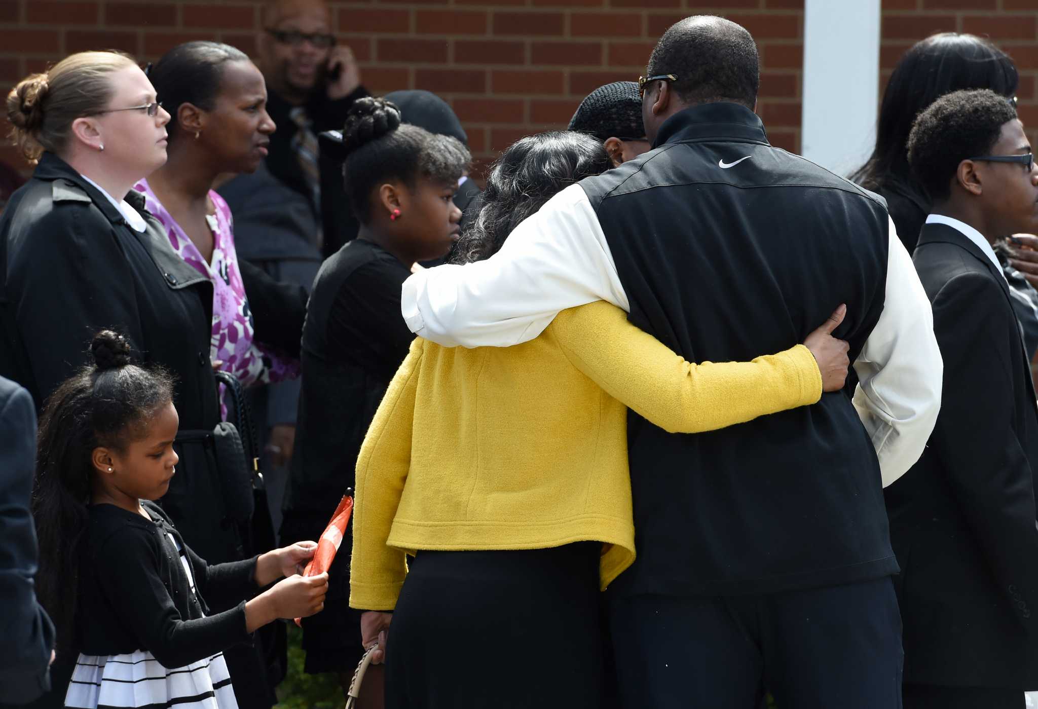 Life of Taser victim Donald Ivy celebrated by family, friends