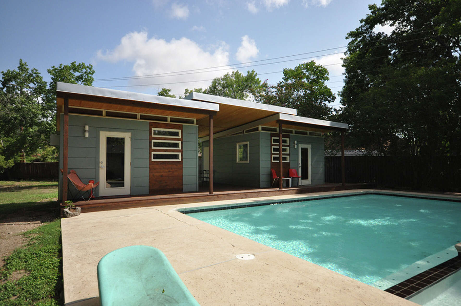 Texas-based company proves that backyard studios are the new home office