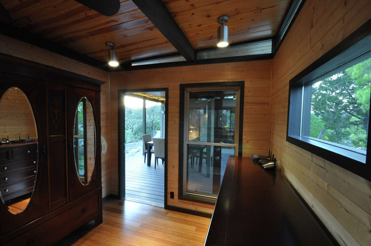 Texas-based company proves that backyard studios are the new home office